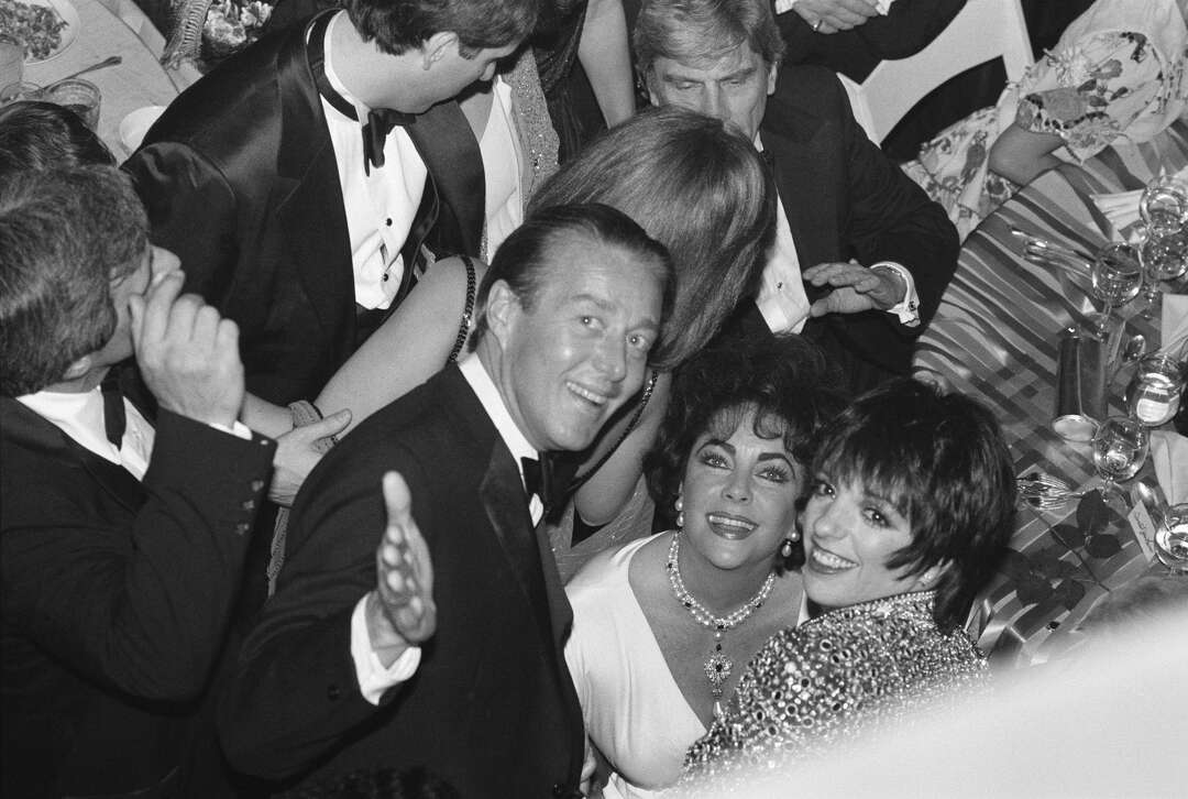 'Halston' executive producer Lesley Frowick dishes on new documentary ...