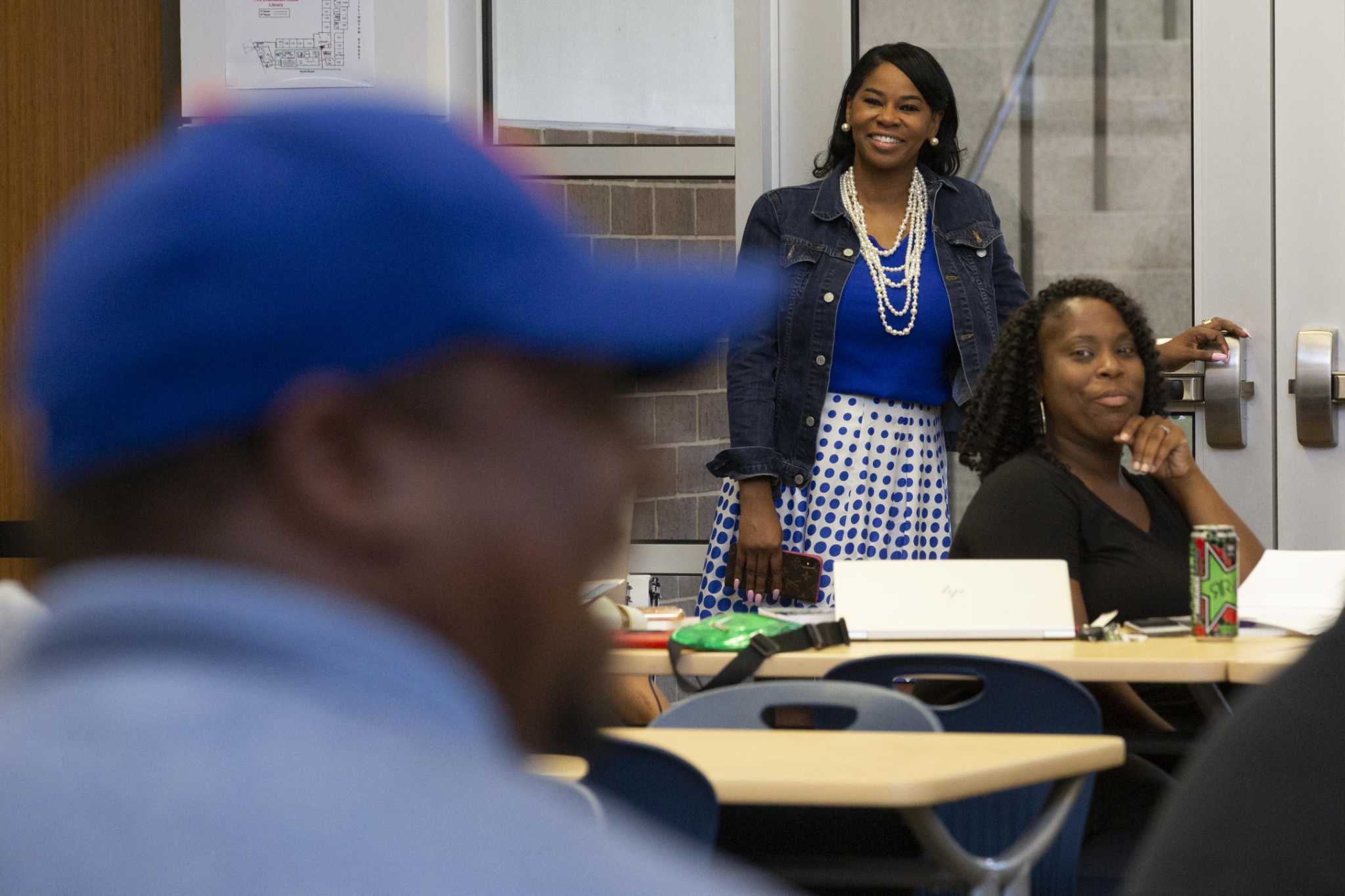 Back from the brink, HISD’s Worthing High aims for consistency