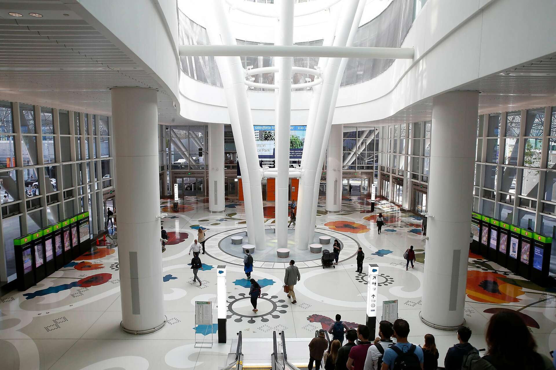 Park-topped Transbay transit center pays architectural dividends, past ...