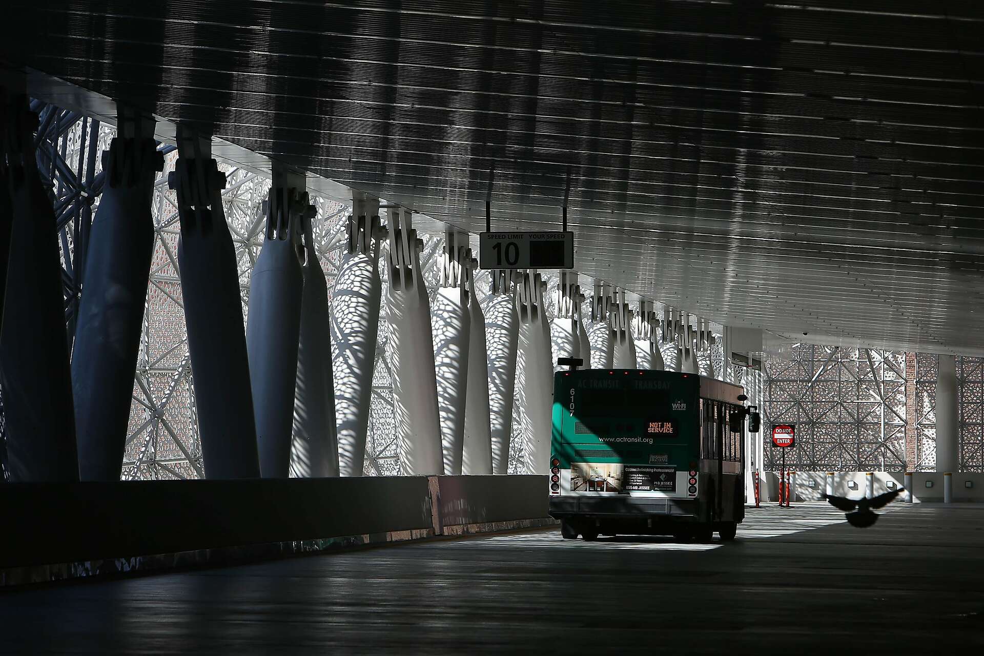 Park-topped Transbay transit center pays architectural dividends, past ...