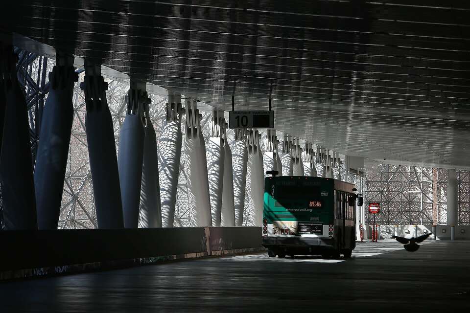 Park-topped Transbay transit center pays architectural dividends, past ...