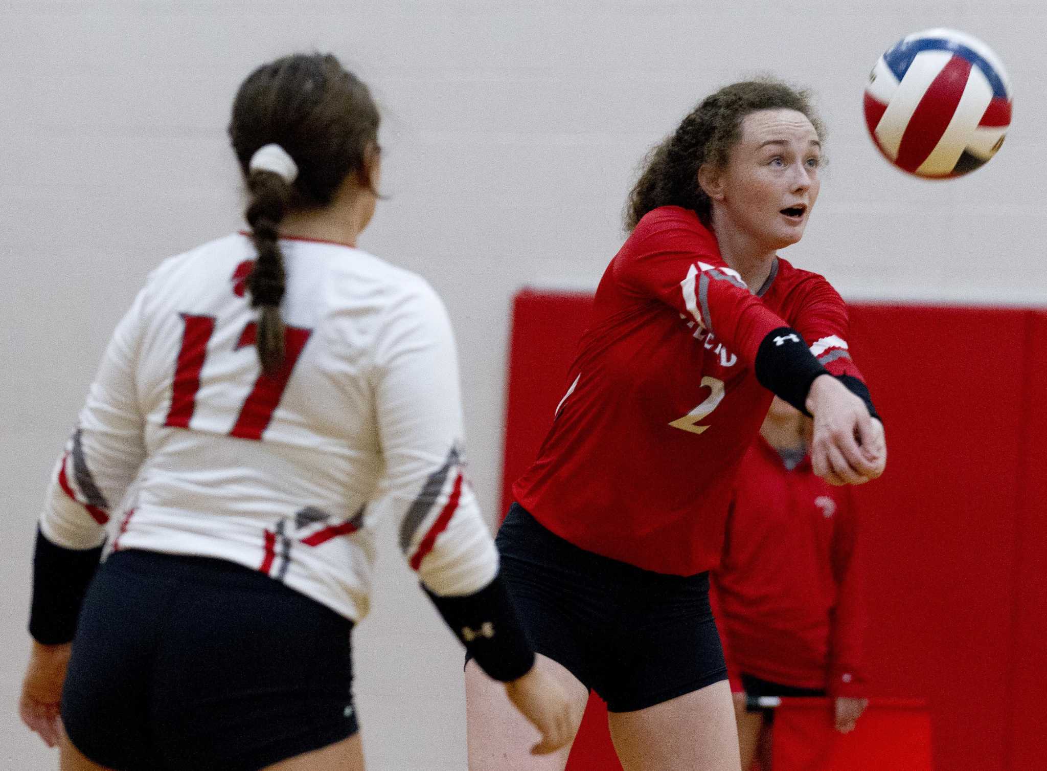 VOLLEYBALL: Splendora claims Silver Bracket over Caney Creek in own tourney