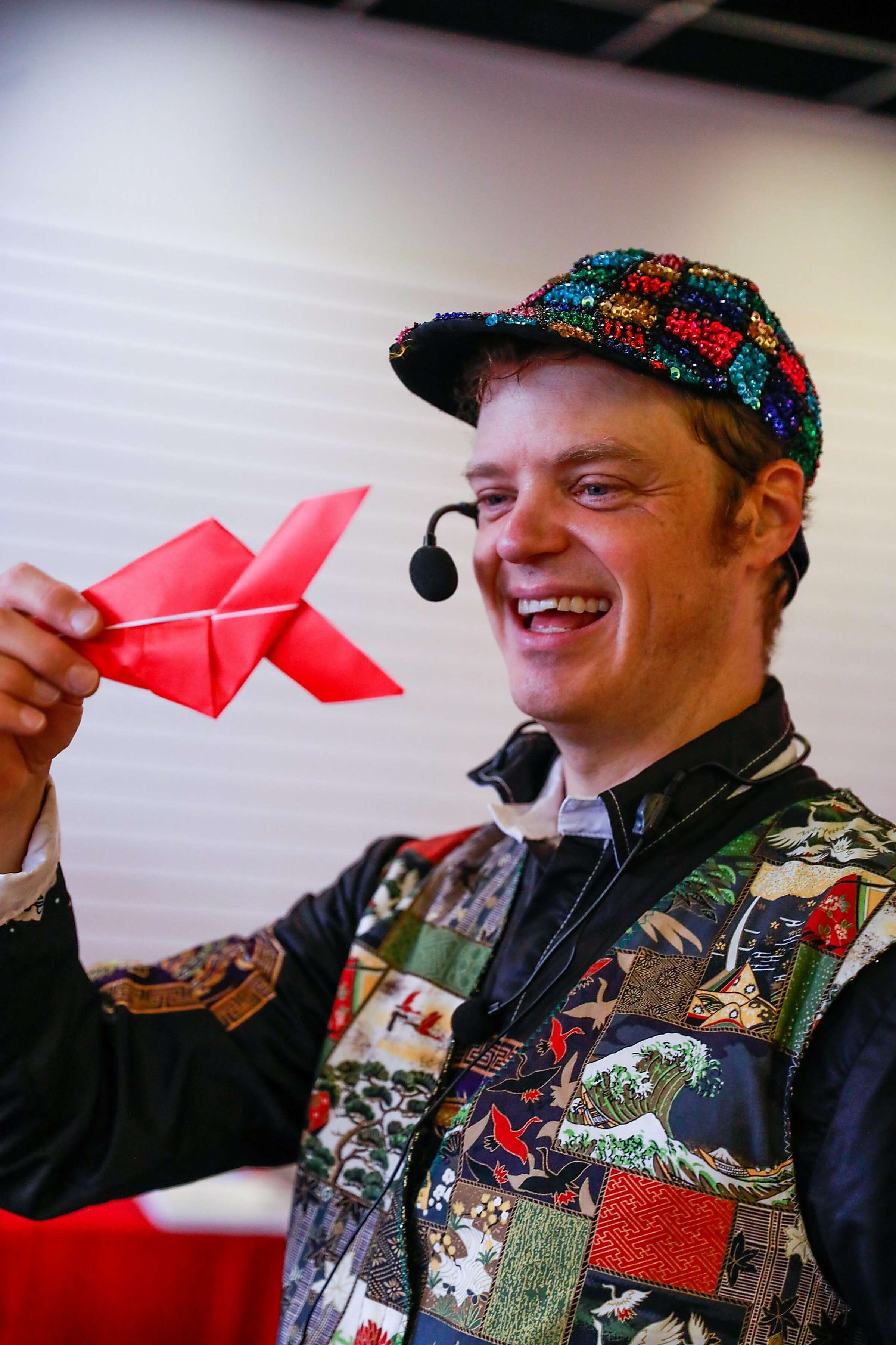 Origami-Palooza draws avid folders to Japantown