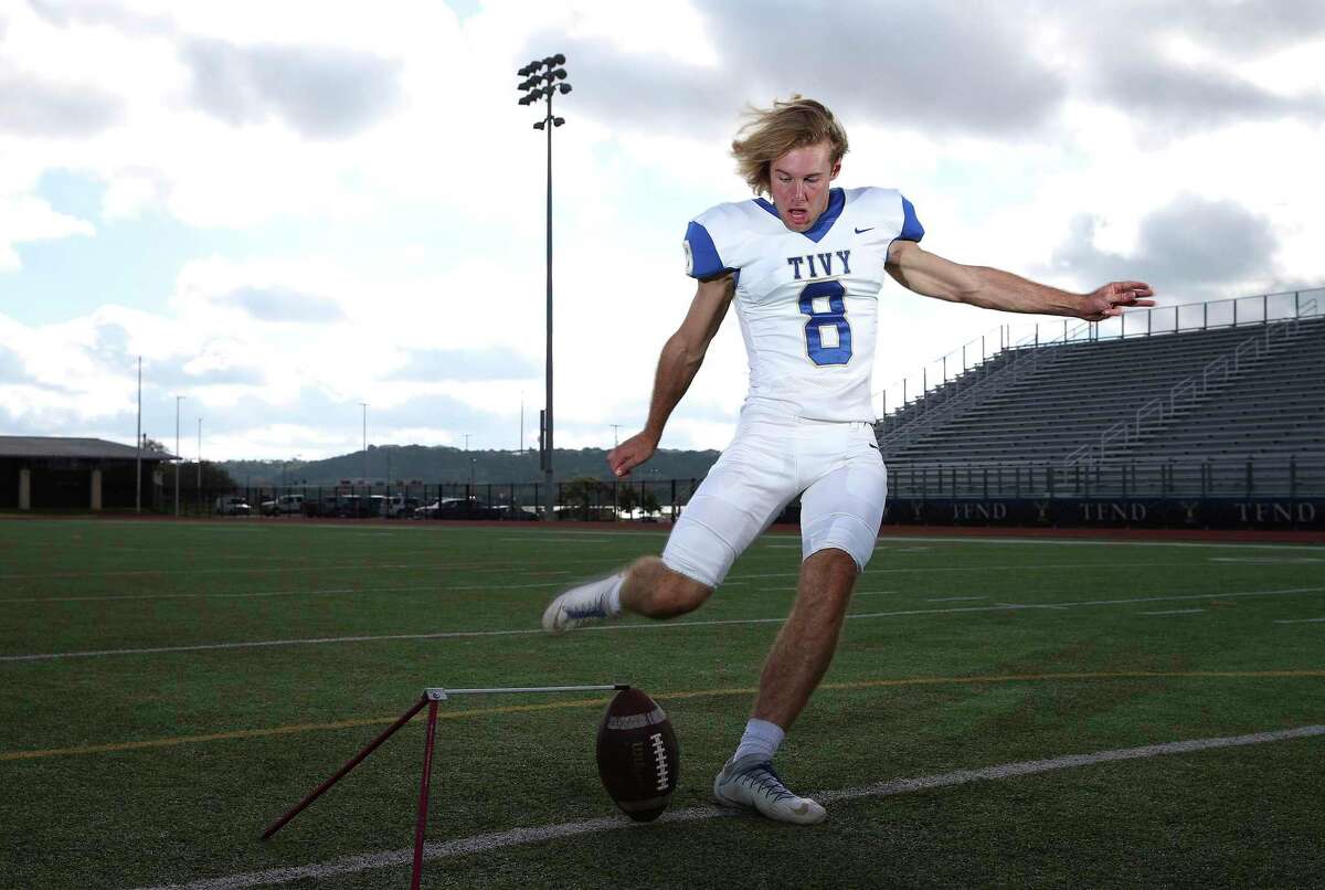 ‘Rock star’ kicker shows a lot of range at Tivy