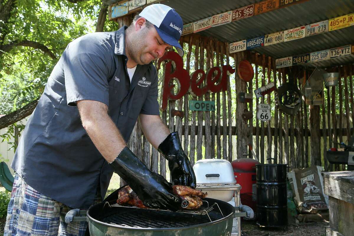 How to make Peruvian chicken on your grill at home