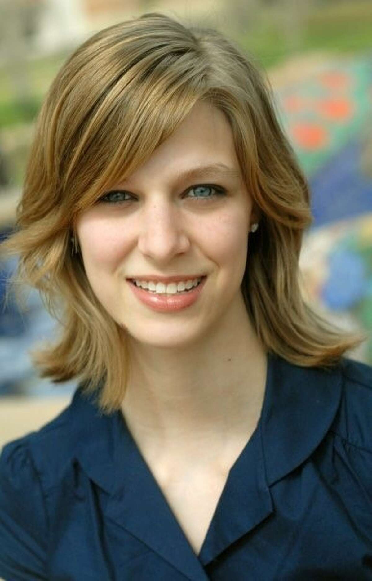 Former KSAT anchor Leslie Mouton joined KENS 5 this morning