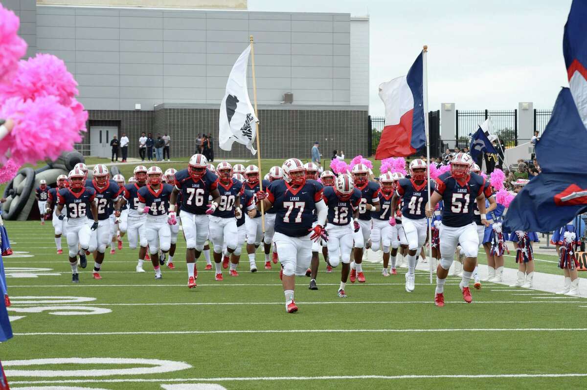 Lamar returns as 18-6A football favorite once again