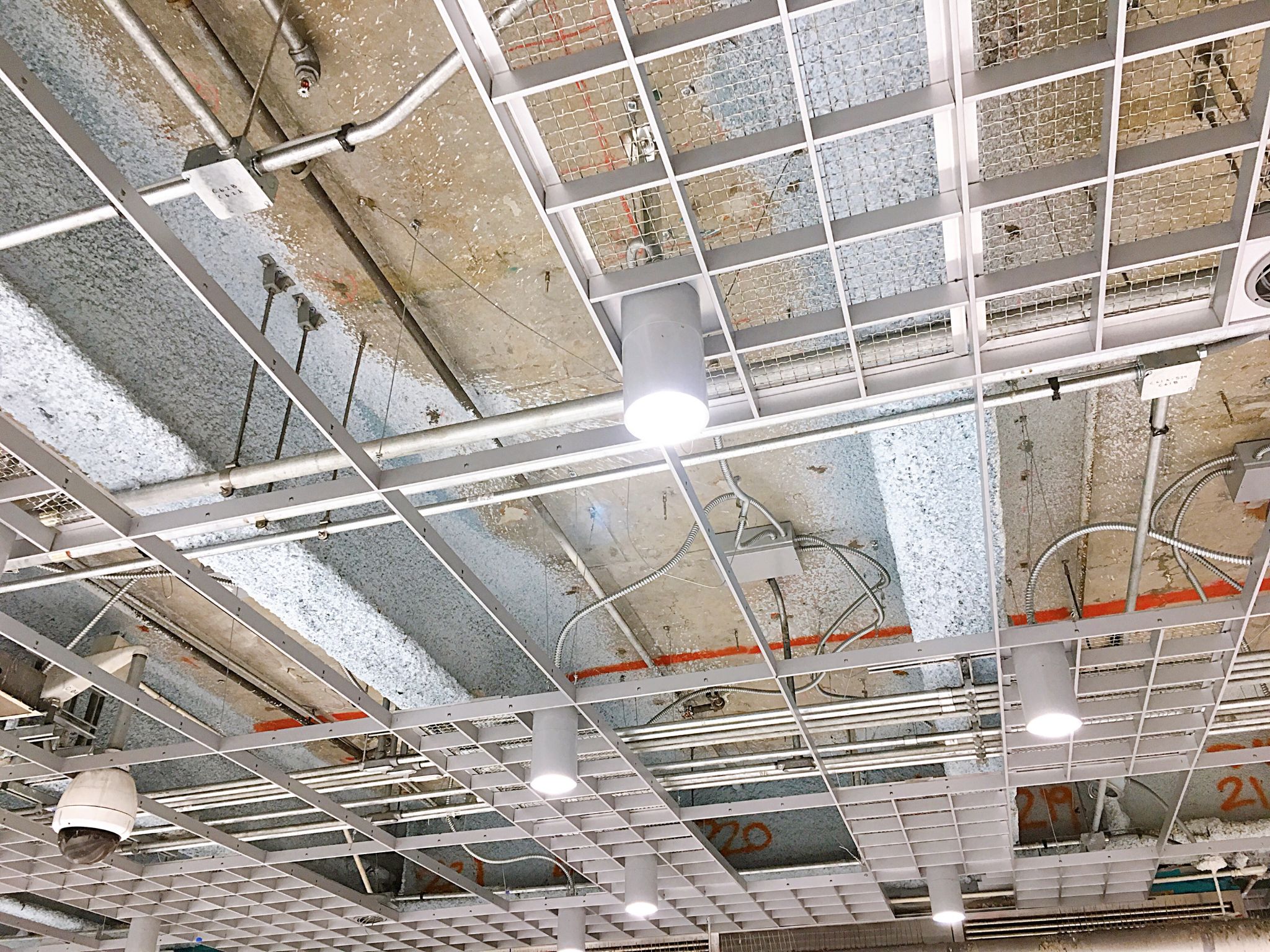 Only 2 years late: Powell St. BART station's ceilings are almost finished