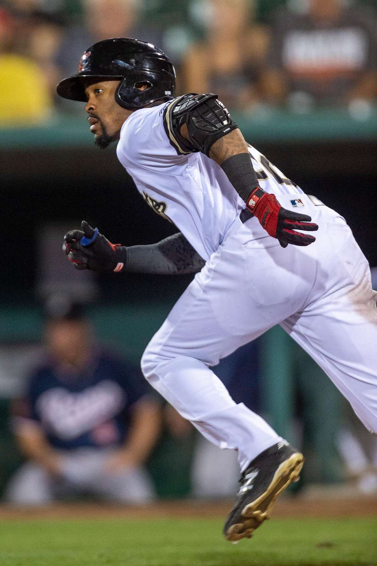 Outfielder Jaylin Davis hears Giants’ power-starved fans craving his debut