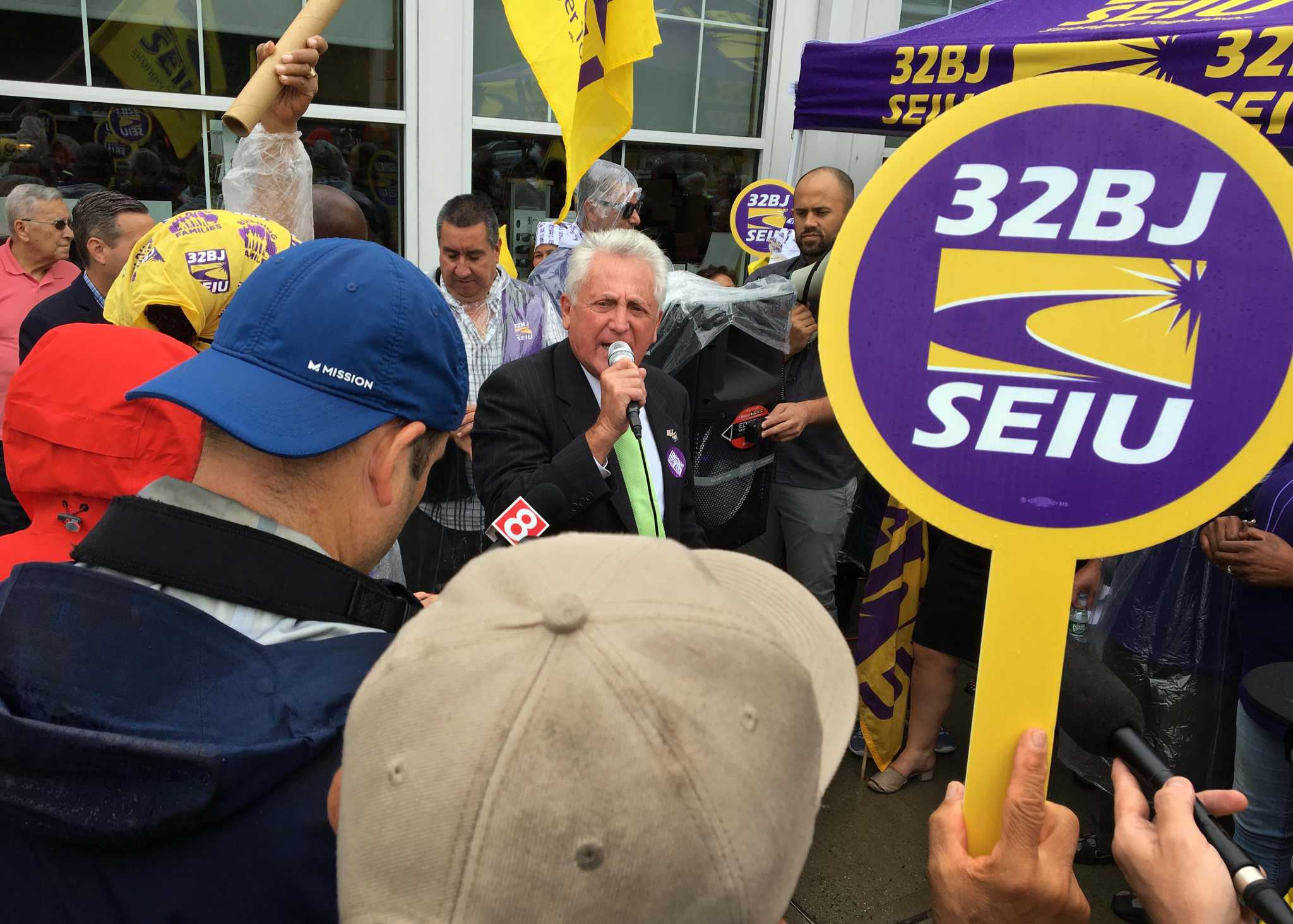 Dan Haar: The immigrant heart of a historic McDonald’s union drive