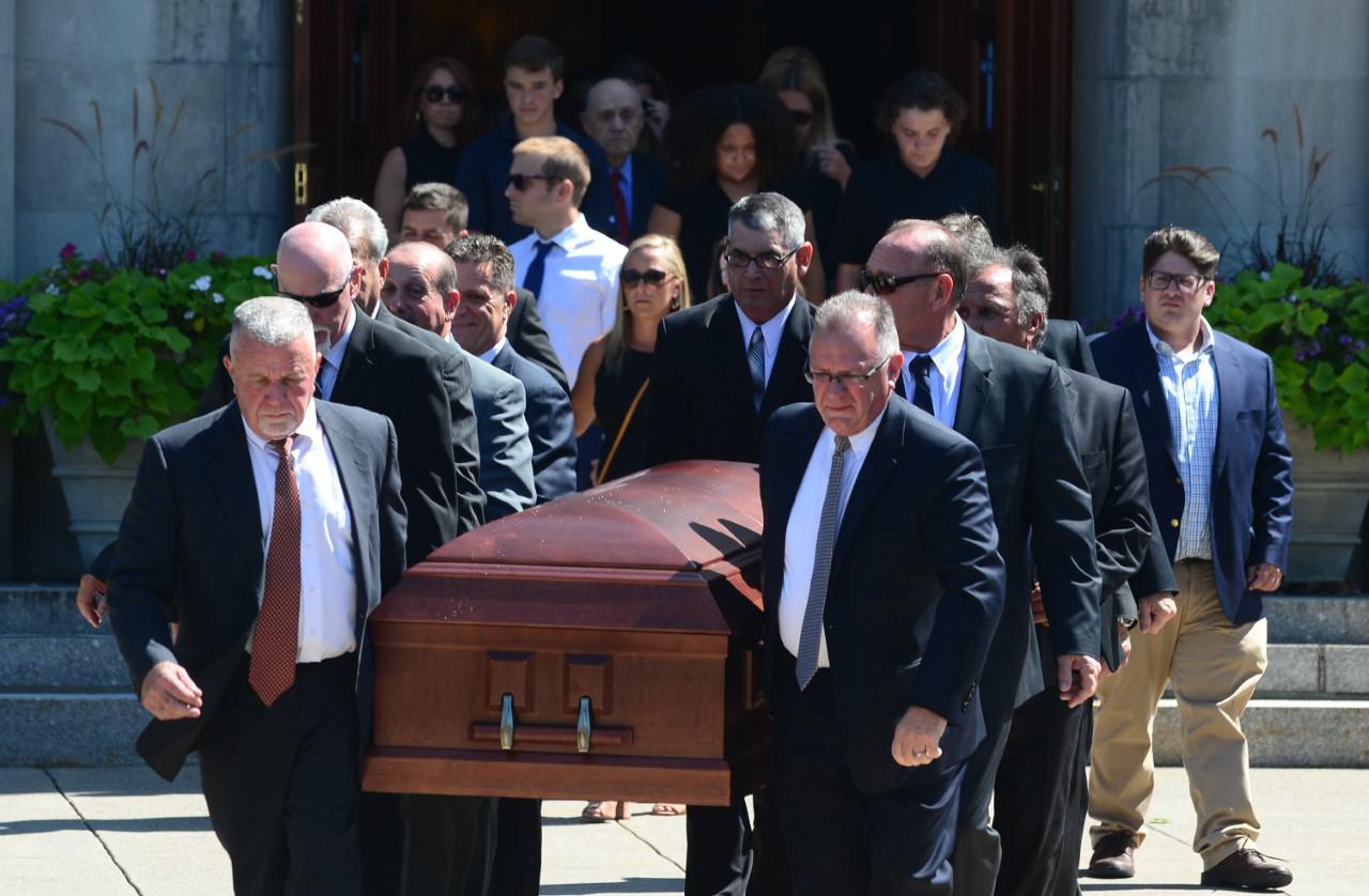 Community bids farewell to Tim Currie, a ‘Norwalk icon’