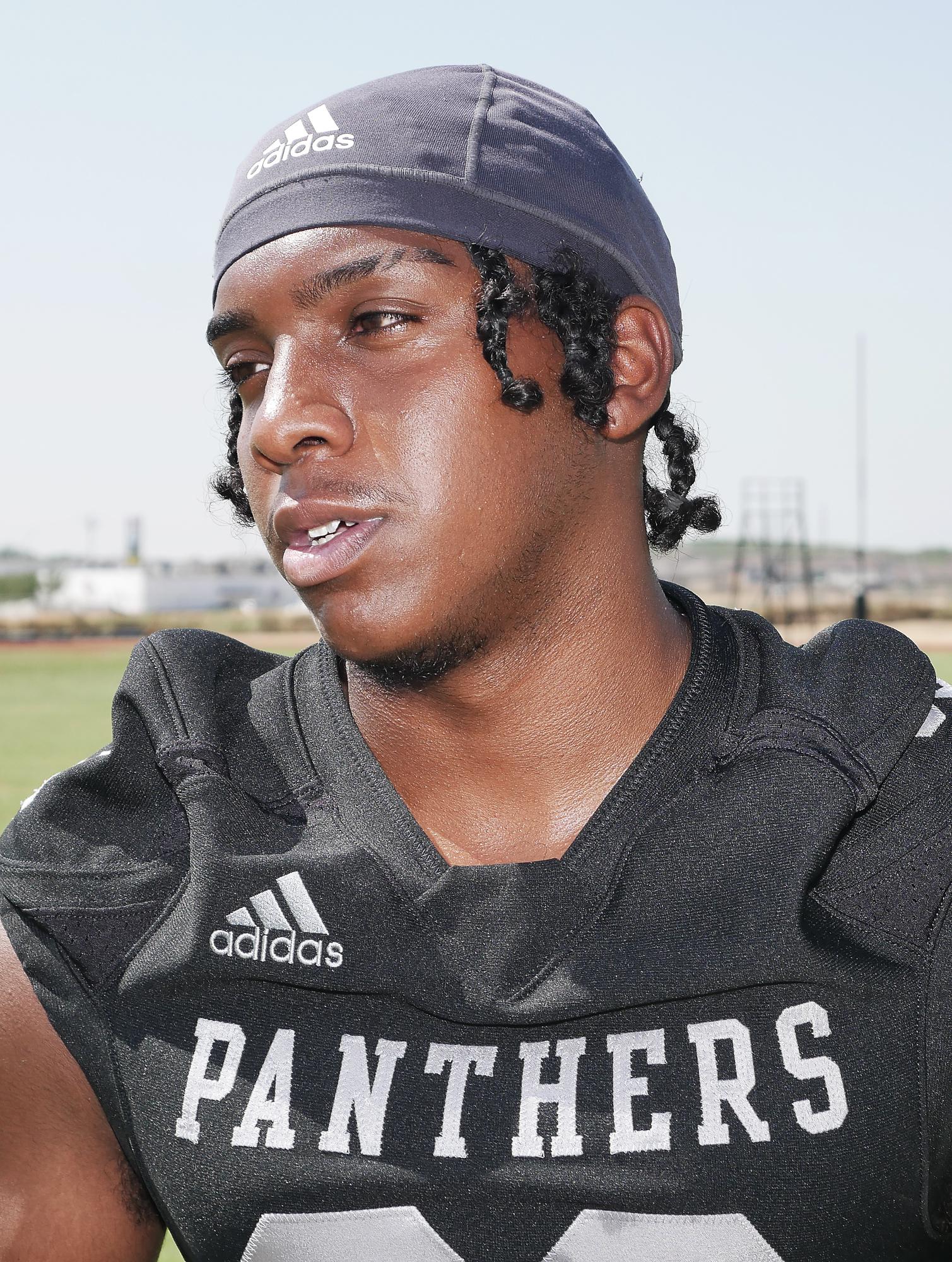 From Chicago to Laredo, Noble ready to shine for Panthers