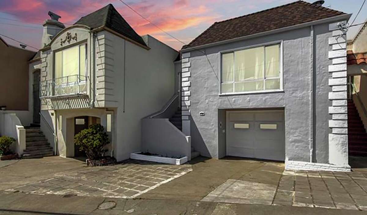 Home with a modern kitchen, tranquil backyard open Sunday in Silver Terrace