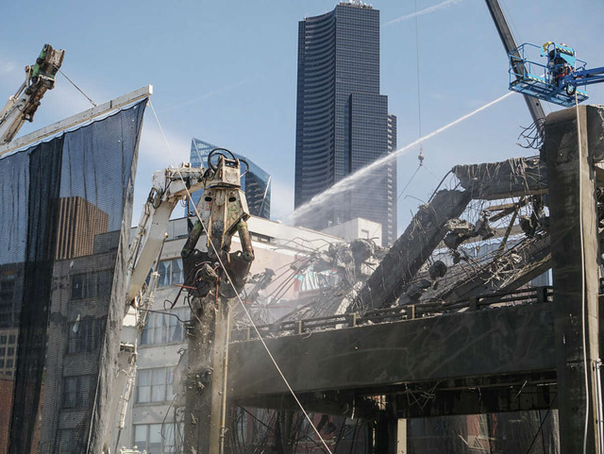 Before-and-after photos of Seattle waterfront as Alaskan Way Viaduct ...