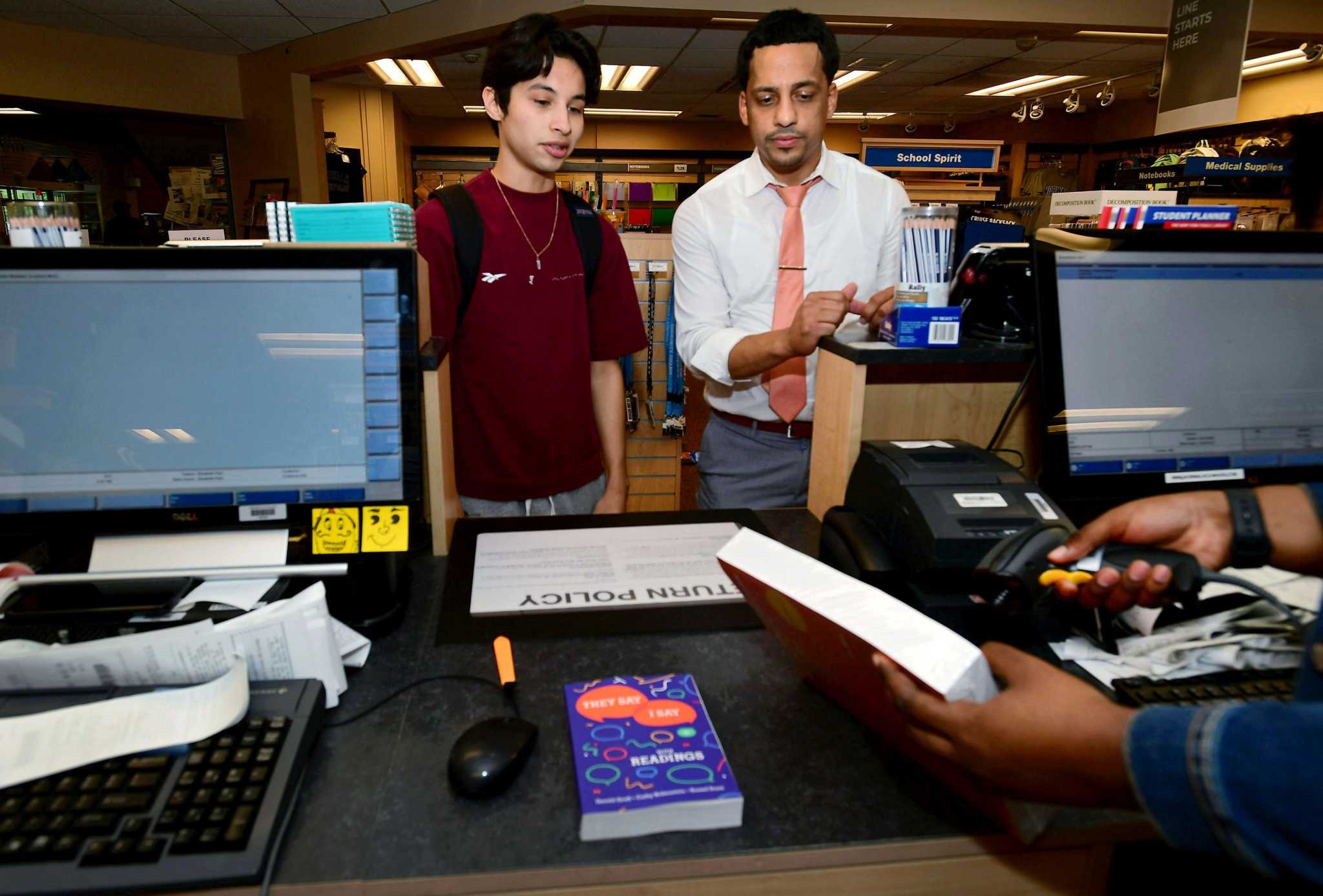 Stamford program combats attrition of first-time college students