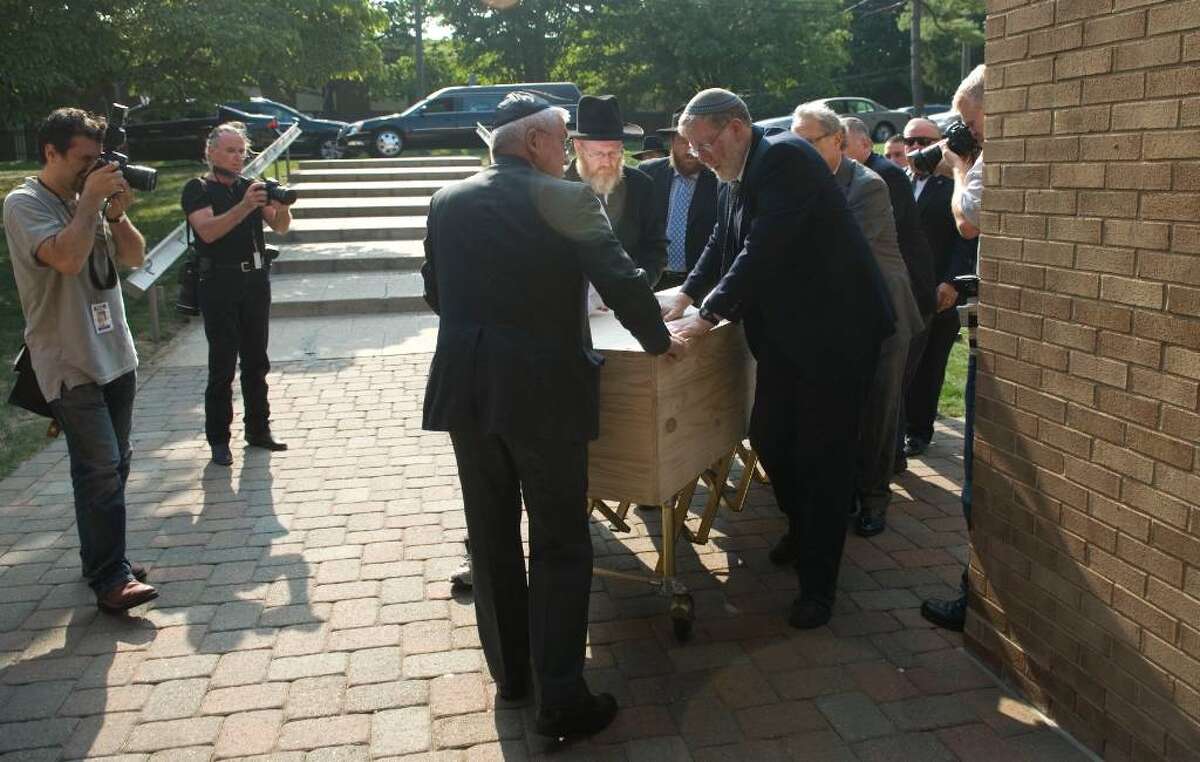 Stamford Orthodox community plans funeral for killing spree victim