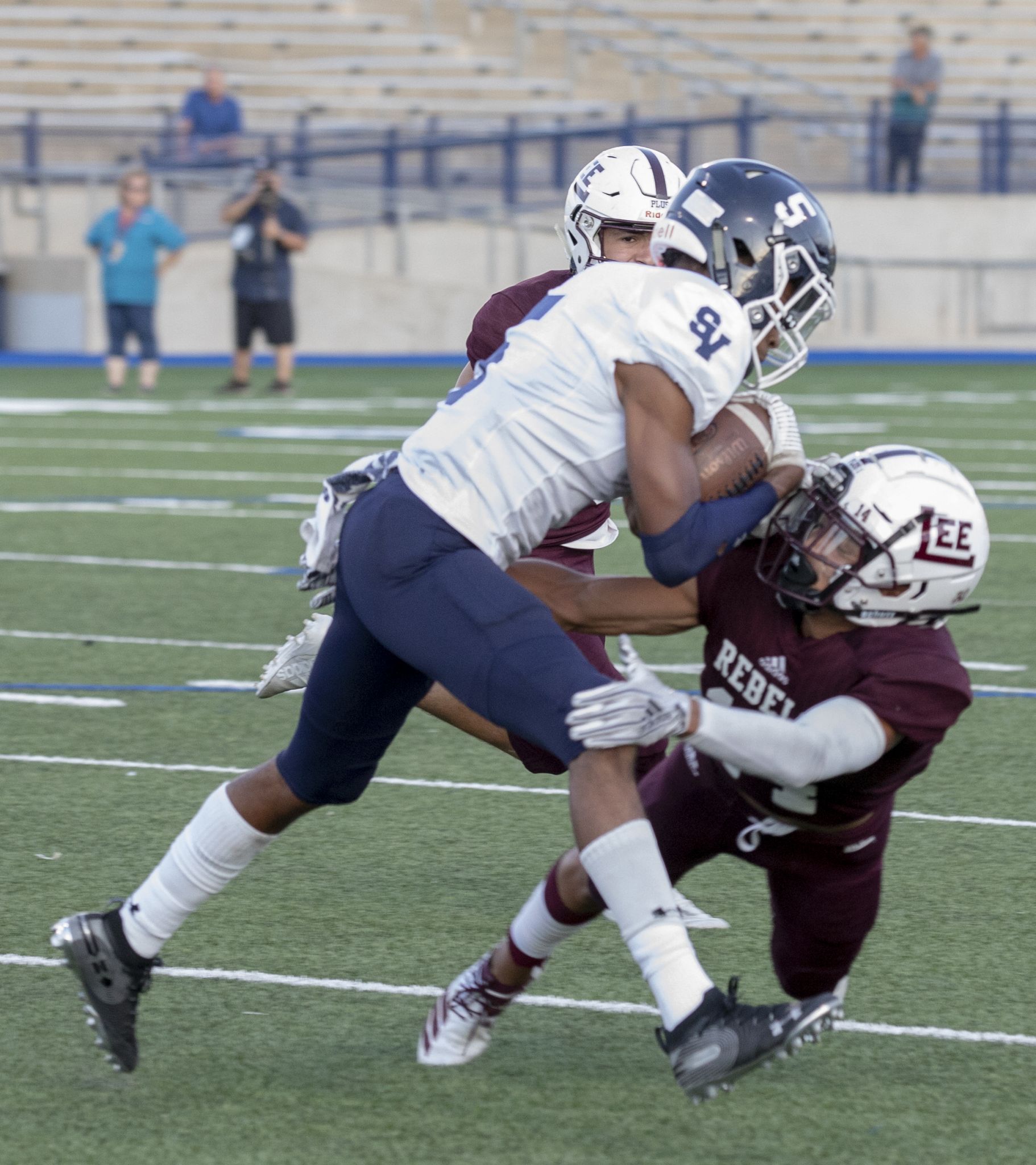 HS FOOTBALL: Lee defense finds groove in win over Smithson Valley