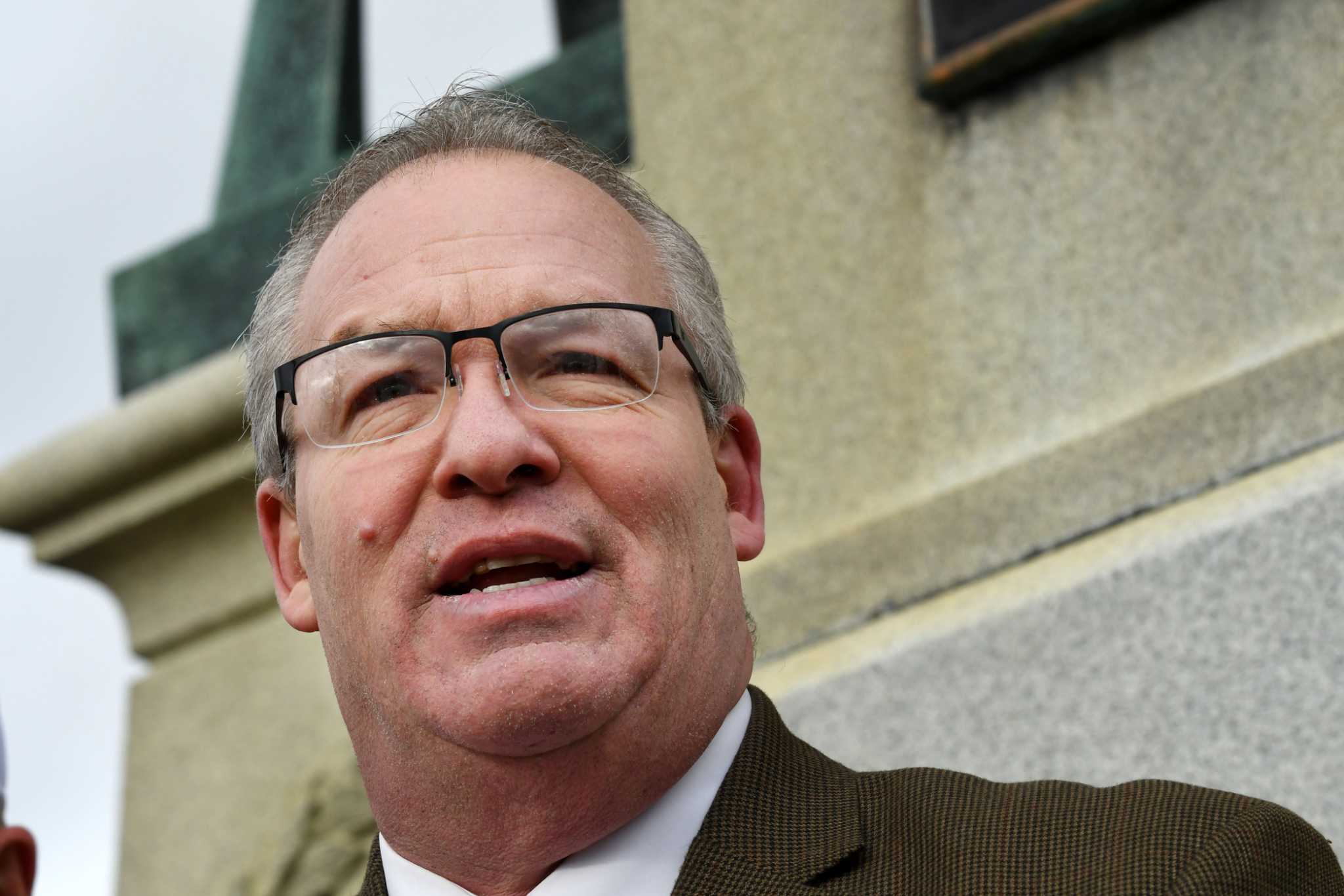 Editorial: When the mayor is a felon