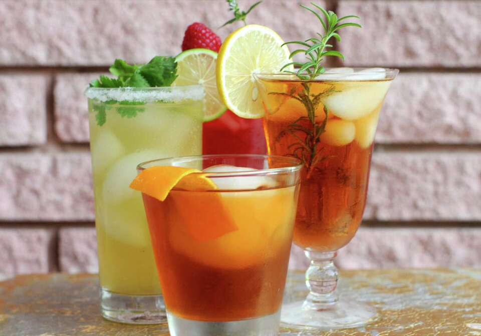 Iced tea twisted with new flavors becomes mocktails, cocktails