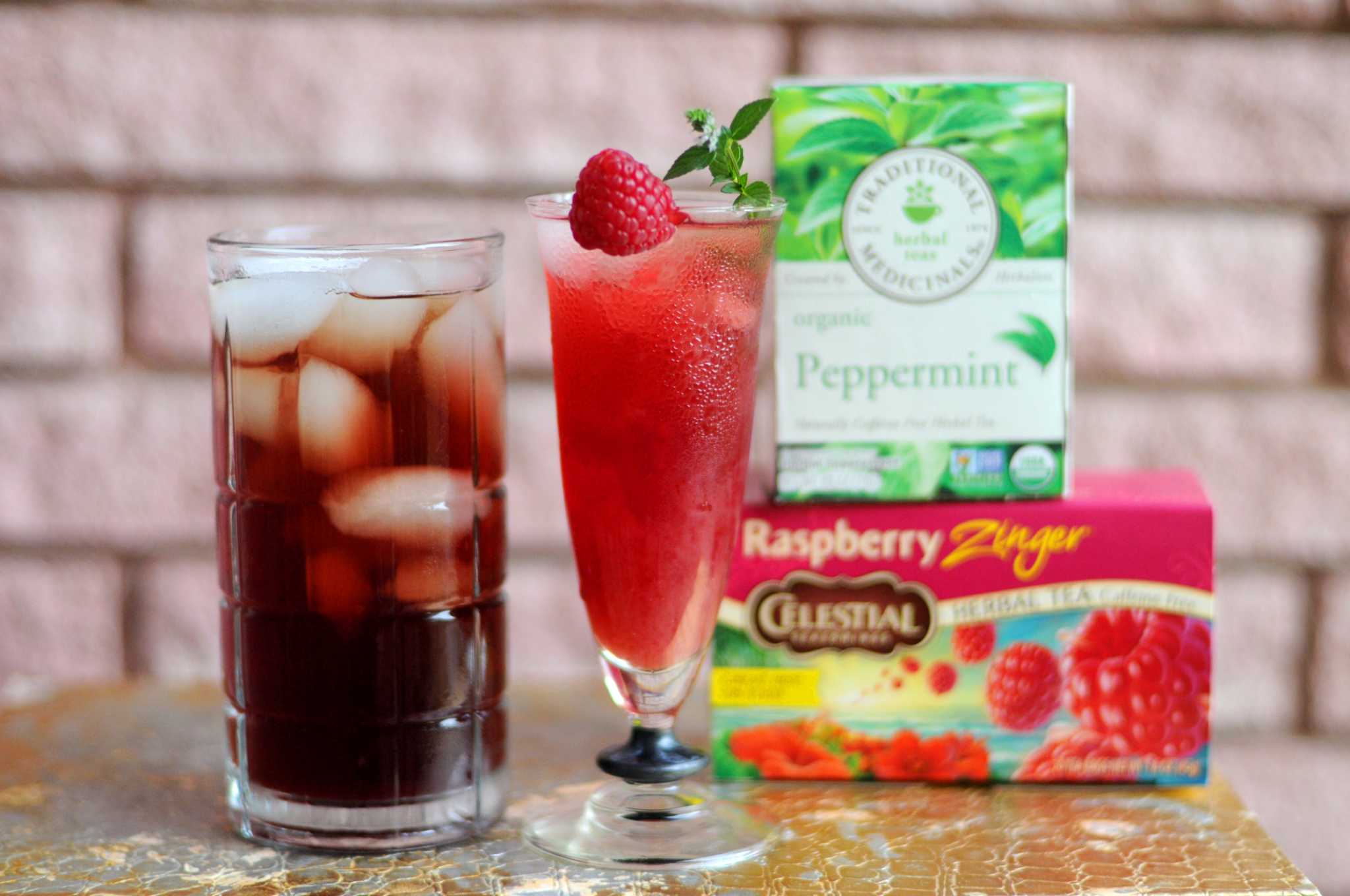 Recipe: Razzmintazz Smash Iced Tea