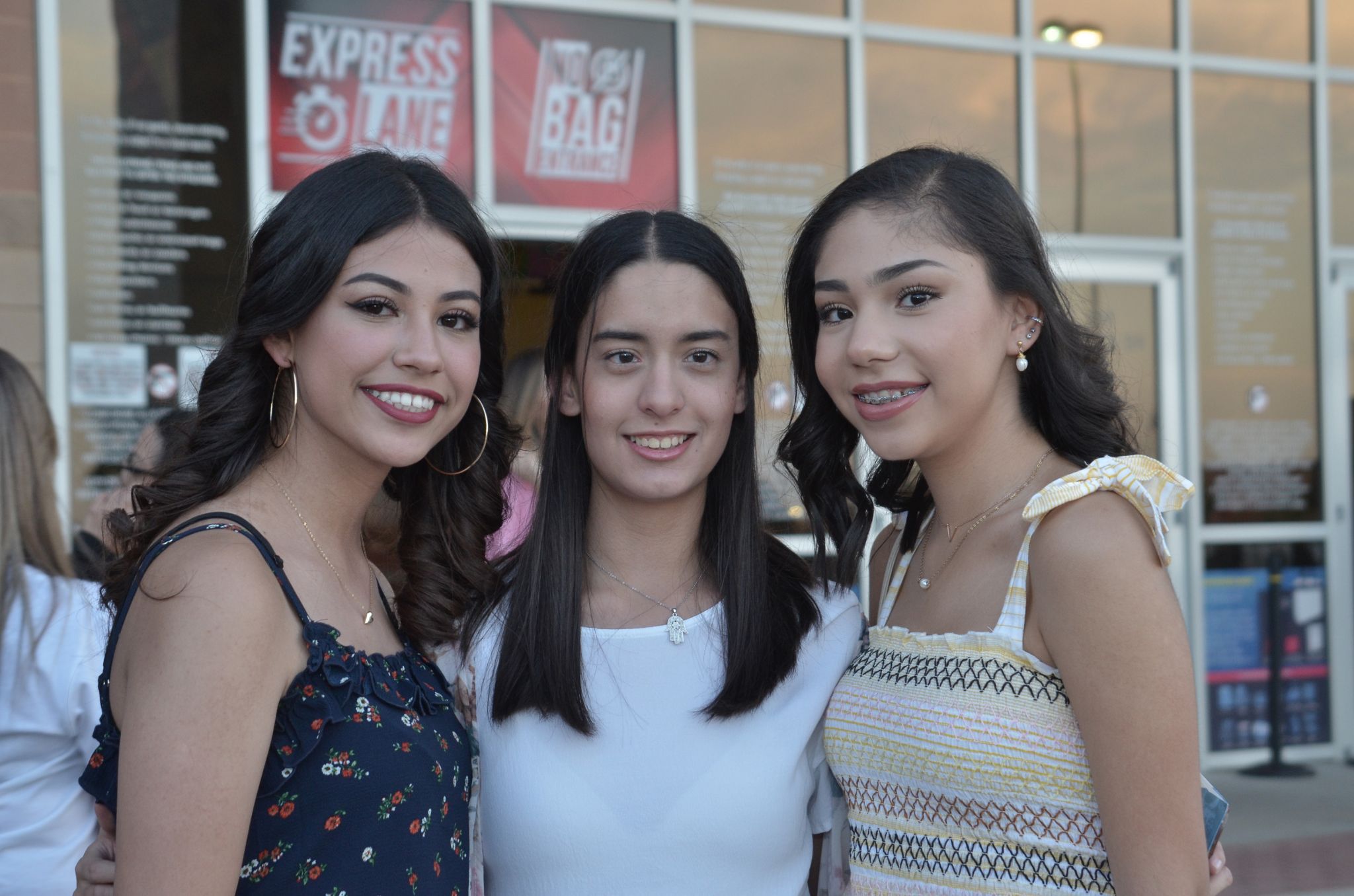 Photos: Laredo grooves to Maná as they kick off tour at Sames Auto Arena
