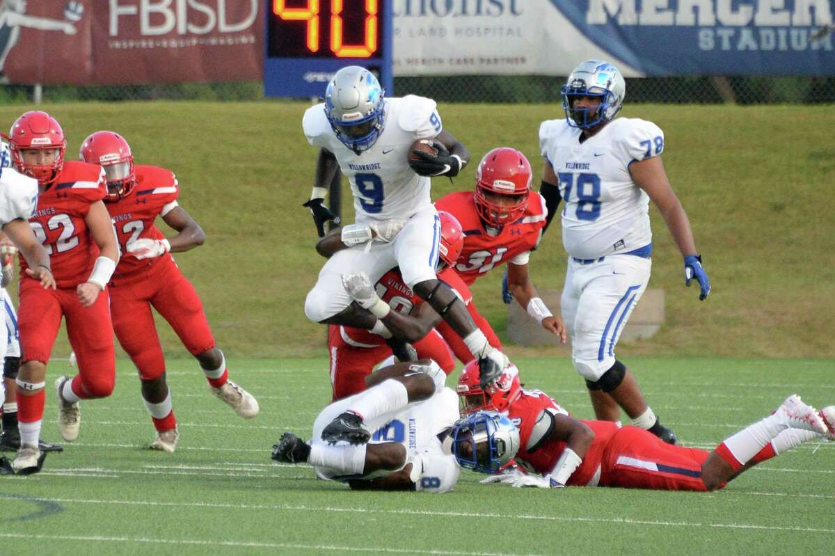 Dulles football players appreciate continuity with Byrd, coaching staff