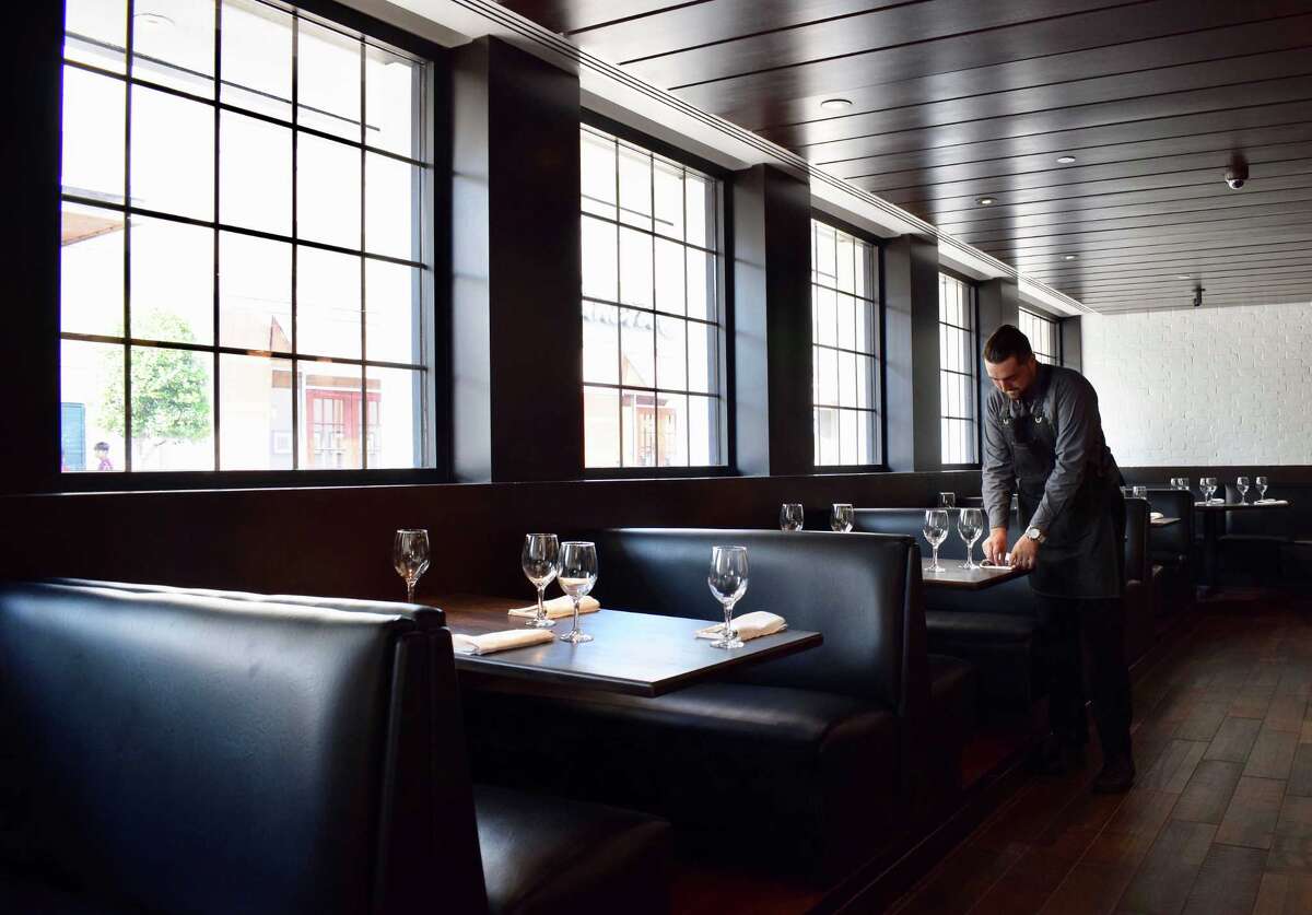 Peli Peli expands with new restaurant in The Woodlands