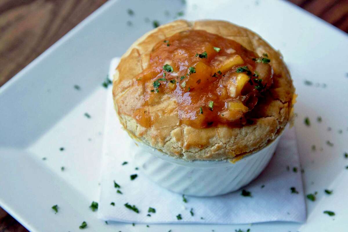 Peli Peli expands with new restaurant in The Woodlands