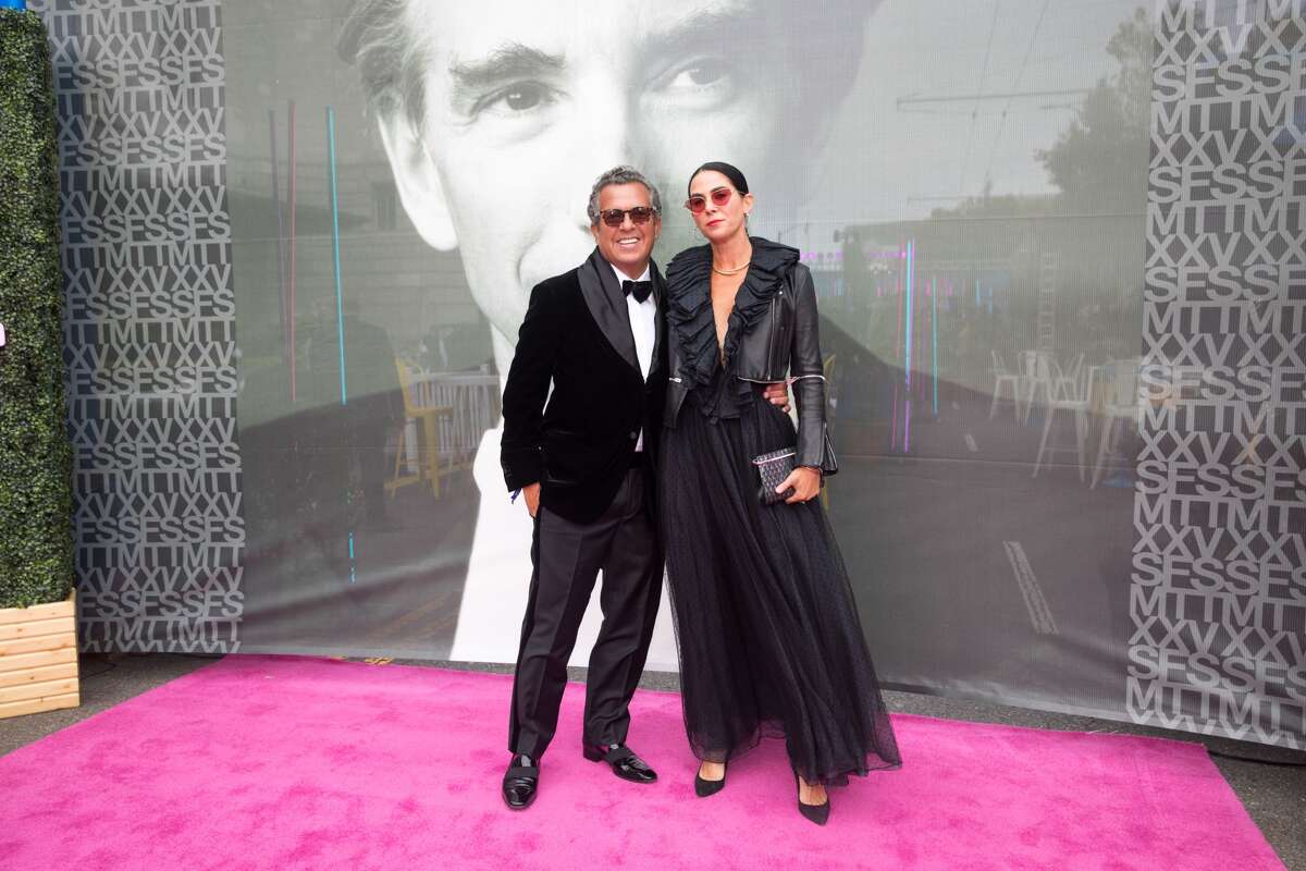 San Francisco society turns out for symphony gala