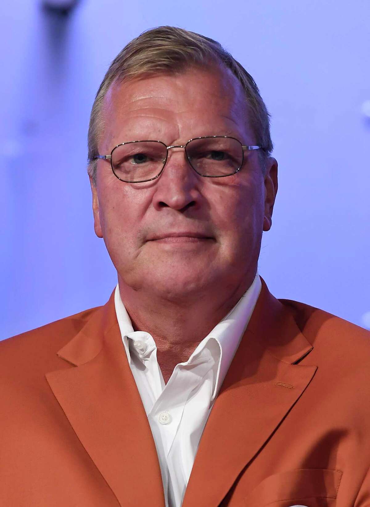 Divac, Sikma are centers of attention in latest class