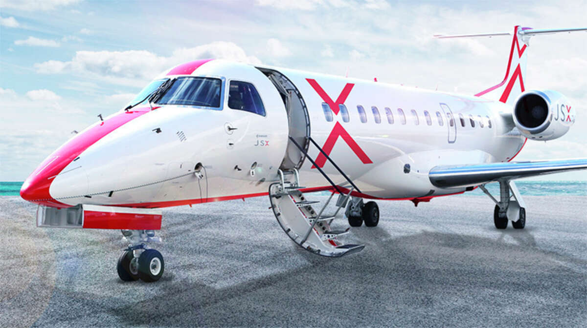 I tried a semi-private JSX flight. It was wonderful and I feel weird ...