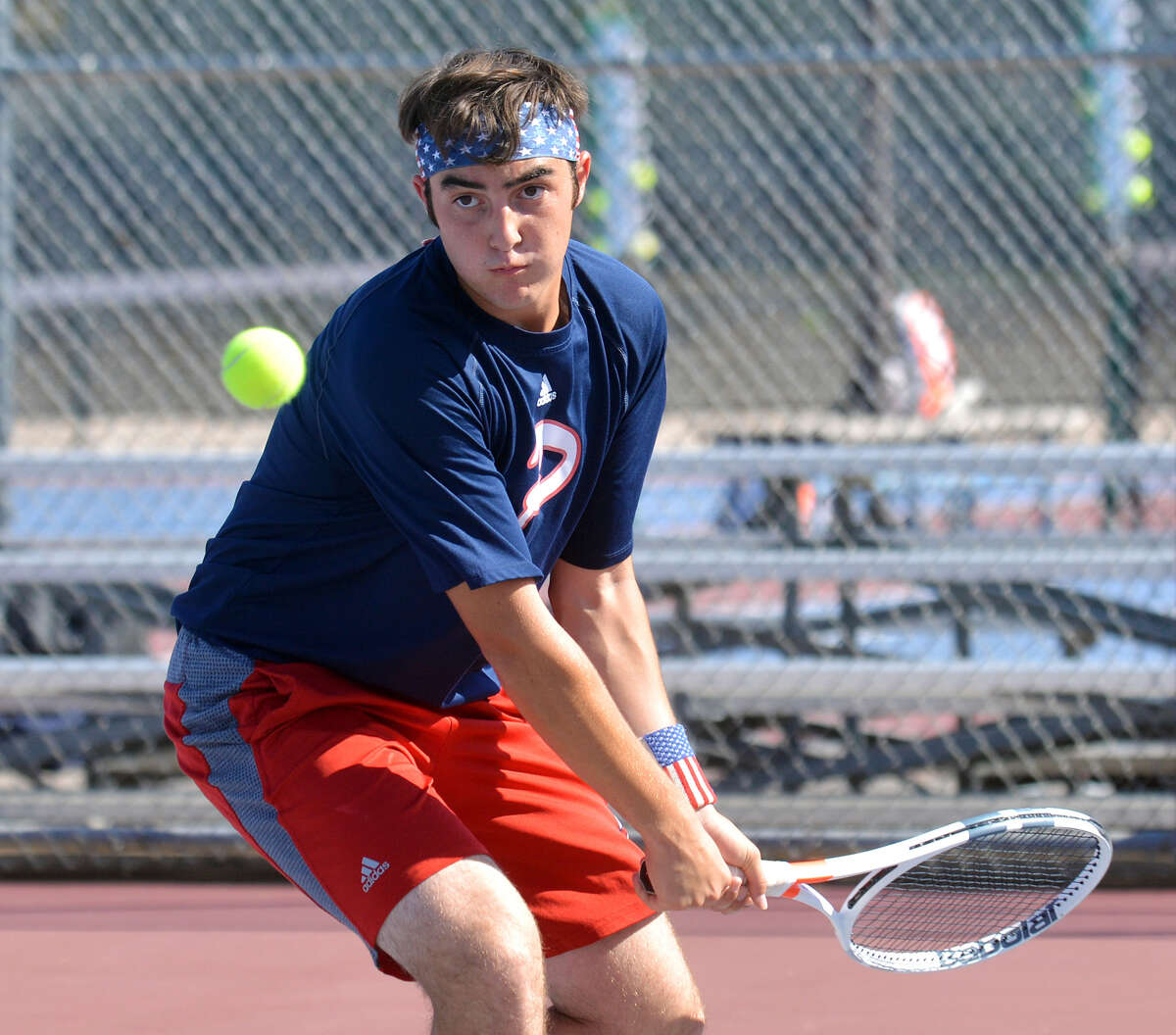 Plainview falls to Dumas 14-5 in dual