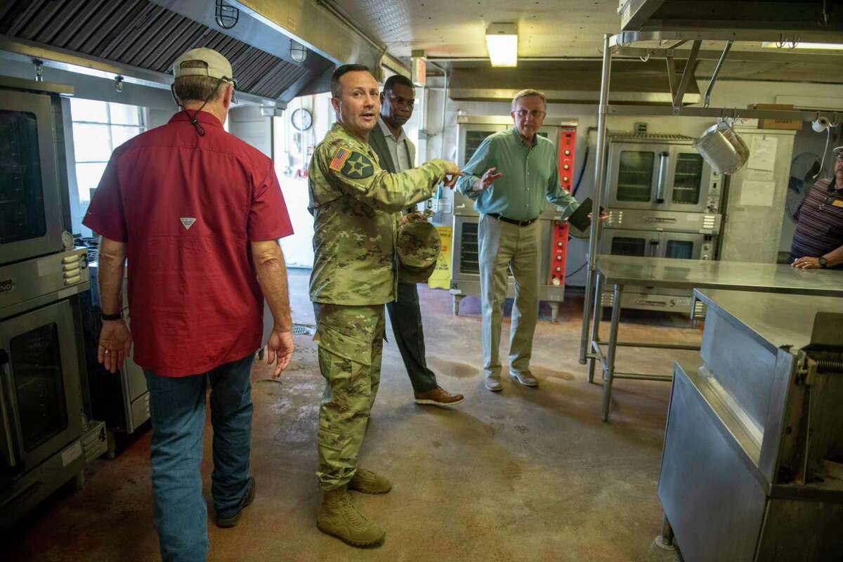 Replacement delayed by border wall, Camp Bullis’ vintage dining hall still feeds GIs