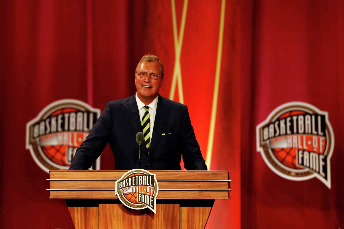 Sikma uses speech to stump for Seattle