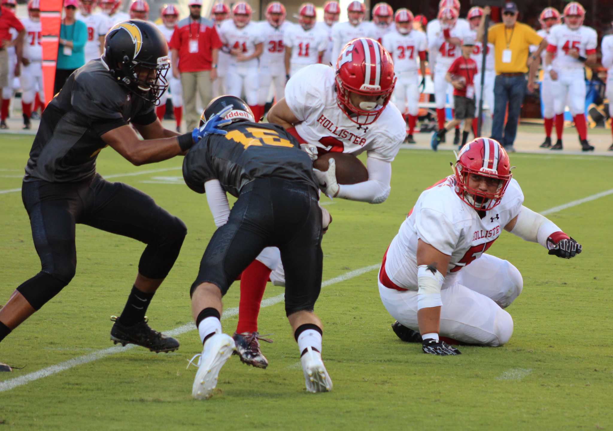 Wilcox comes from behind to win at Levi’s Stadium