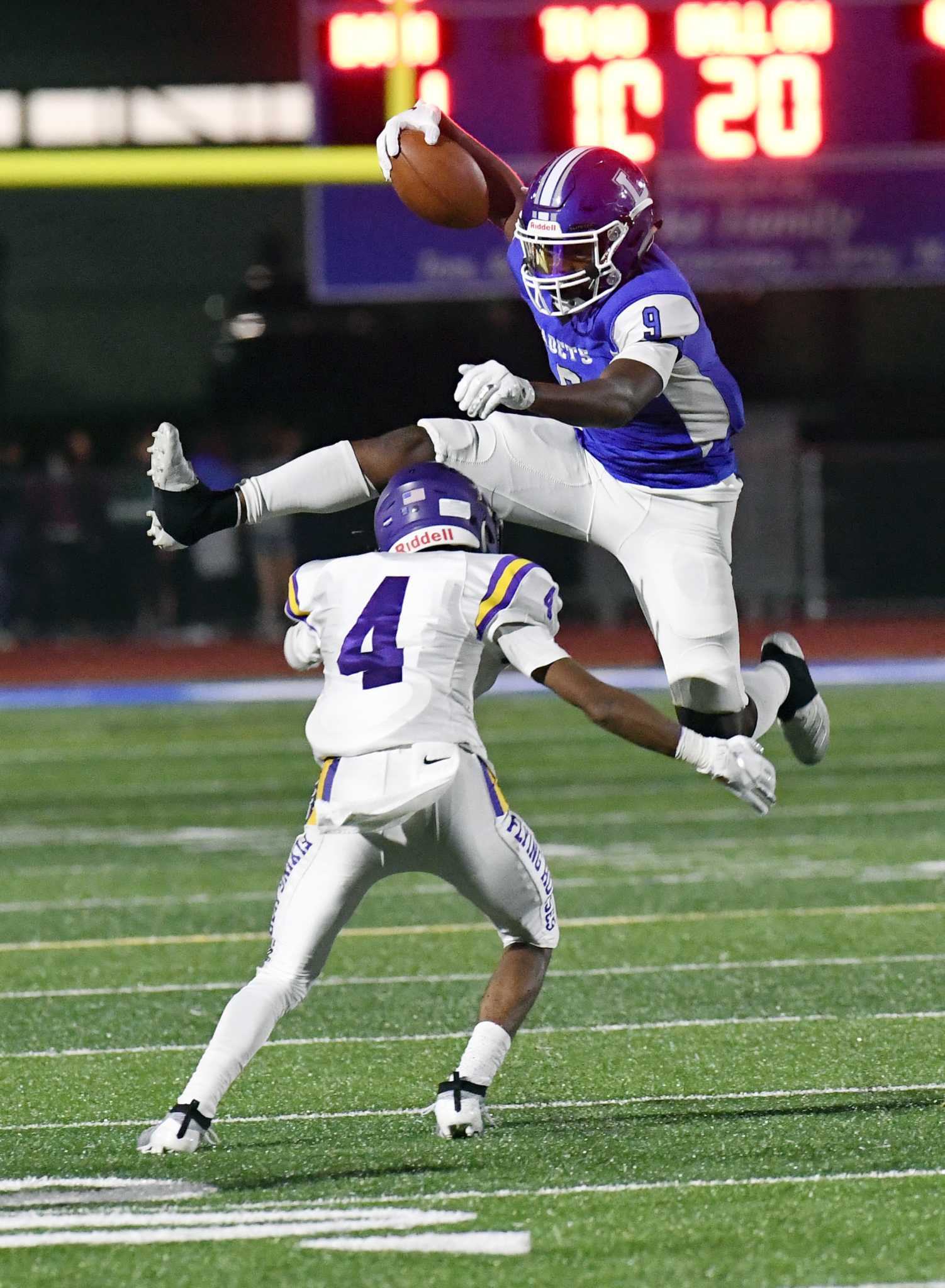 Troy shakes off slow start