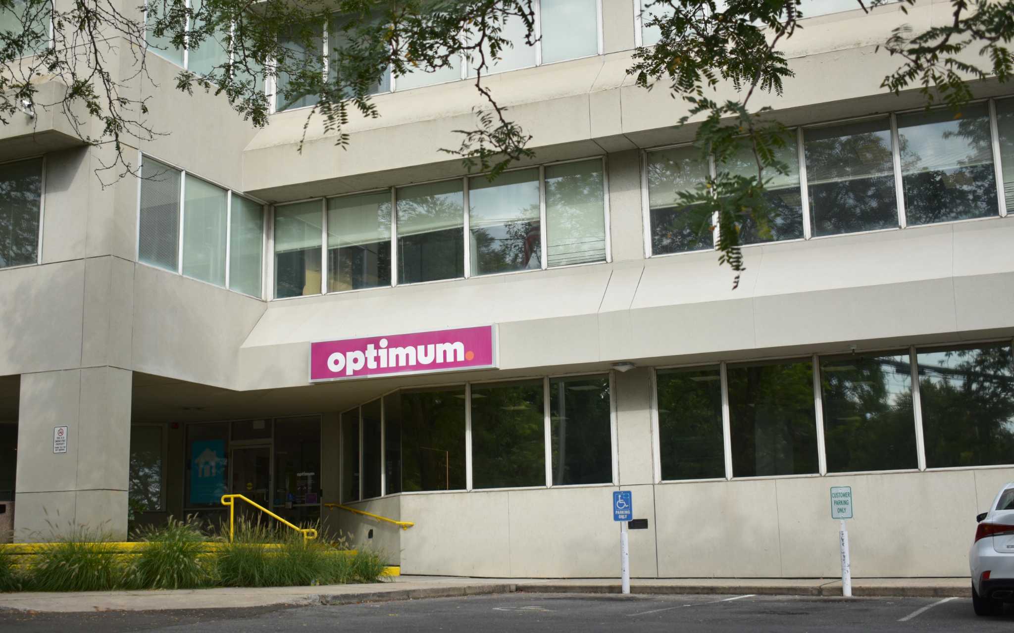 Optimum calls outage ‘power related’ as customers demand refunds