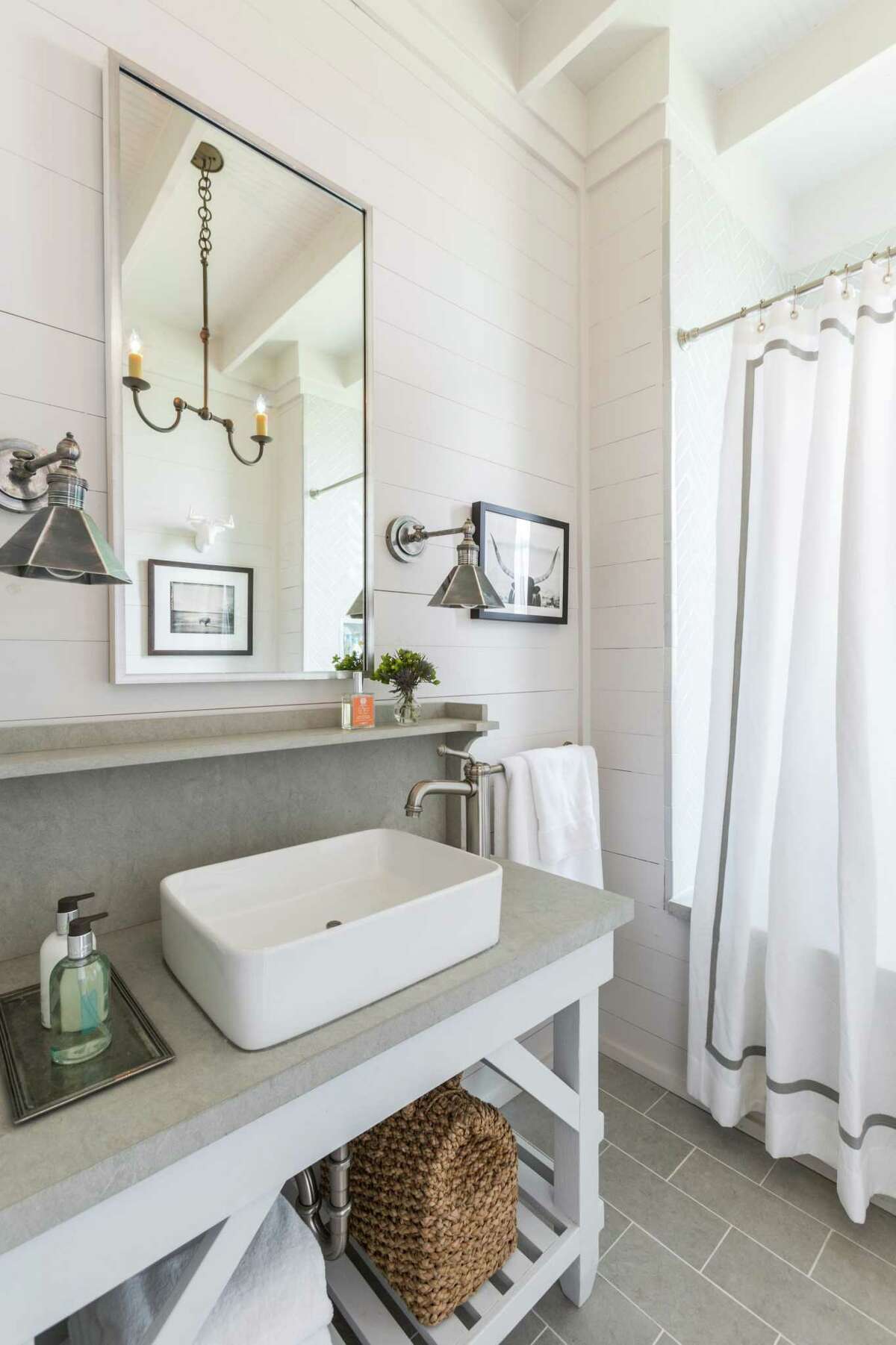 Near Brenham, the Fertittas’ ranch is ready for family, friends