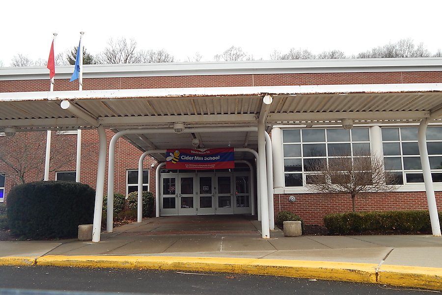 District releases new way of tracking COVID-19 cases in Wilton schools