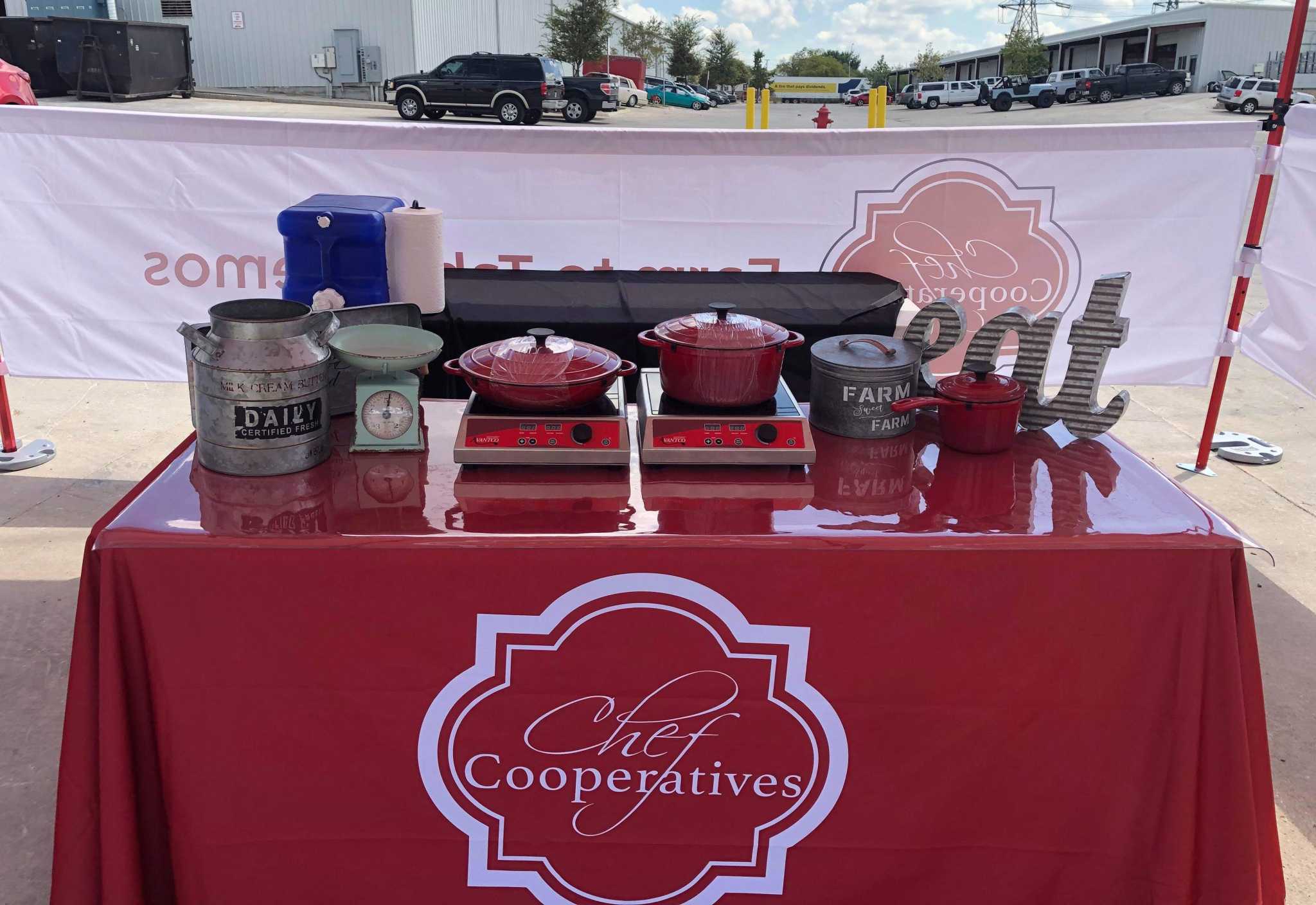 Chef Cooperatives launches cooking demo booth at Pearl Farmers Market