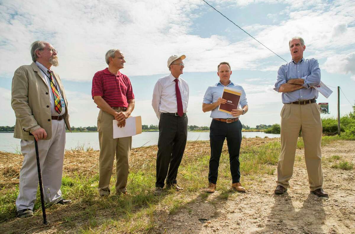 Feds hope to start San Jacinto Waste Pits cleanup within 2 years