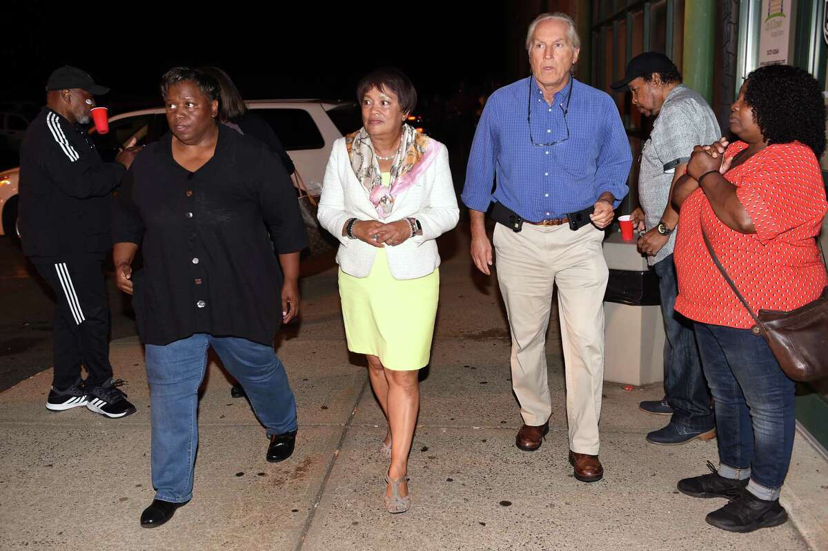 Elicker defeats Harp in New Haven mayoral primary