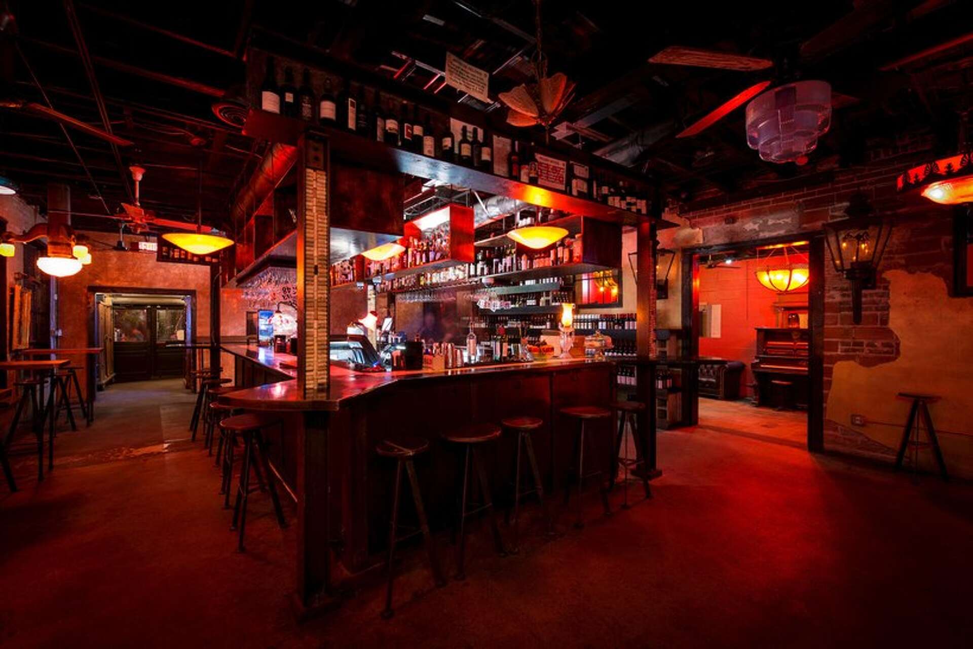 Houston bars that are perfect for your next date night