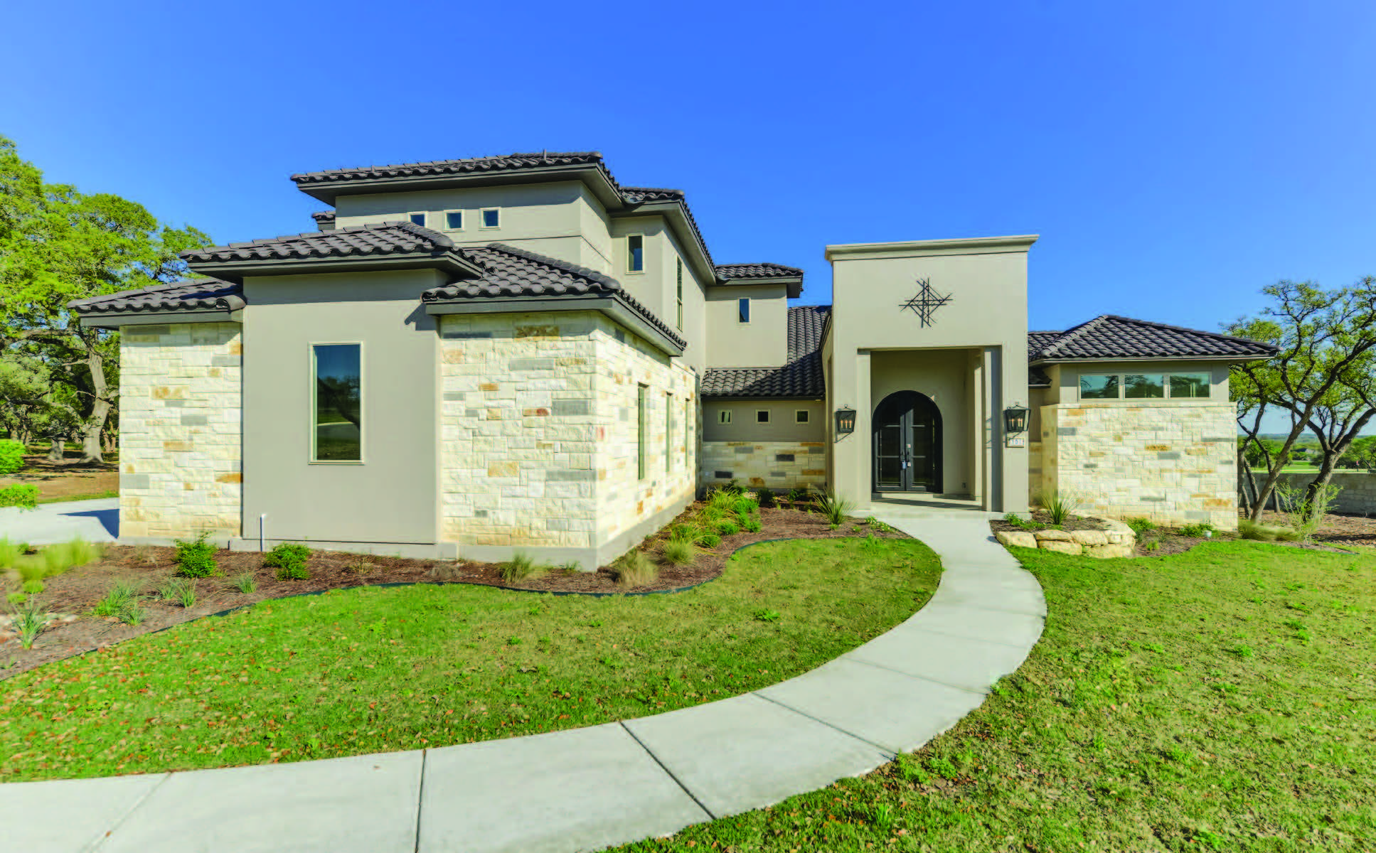 Mike Hollaway Custom Homes 40 years of high-end, quality homes