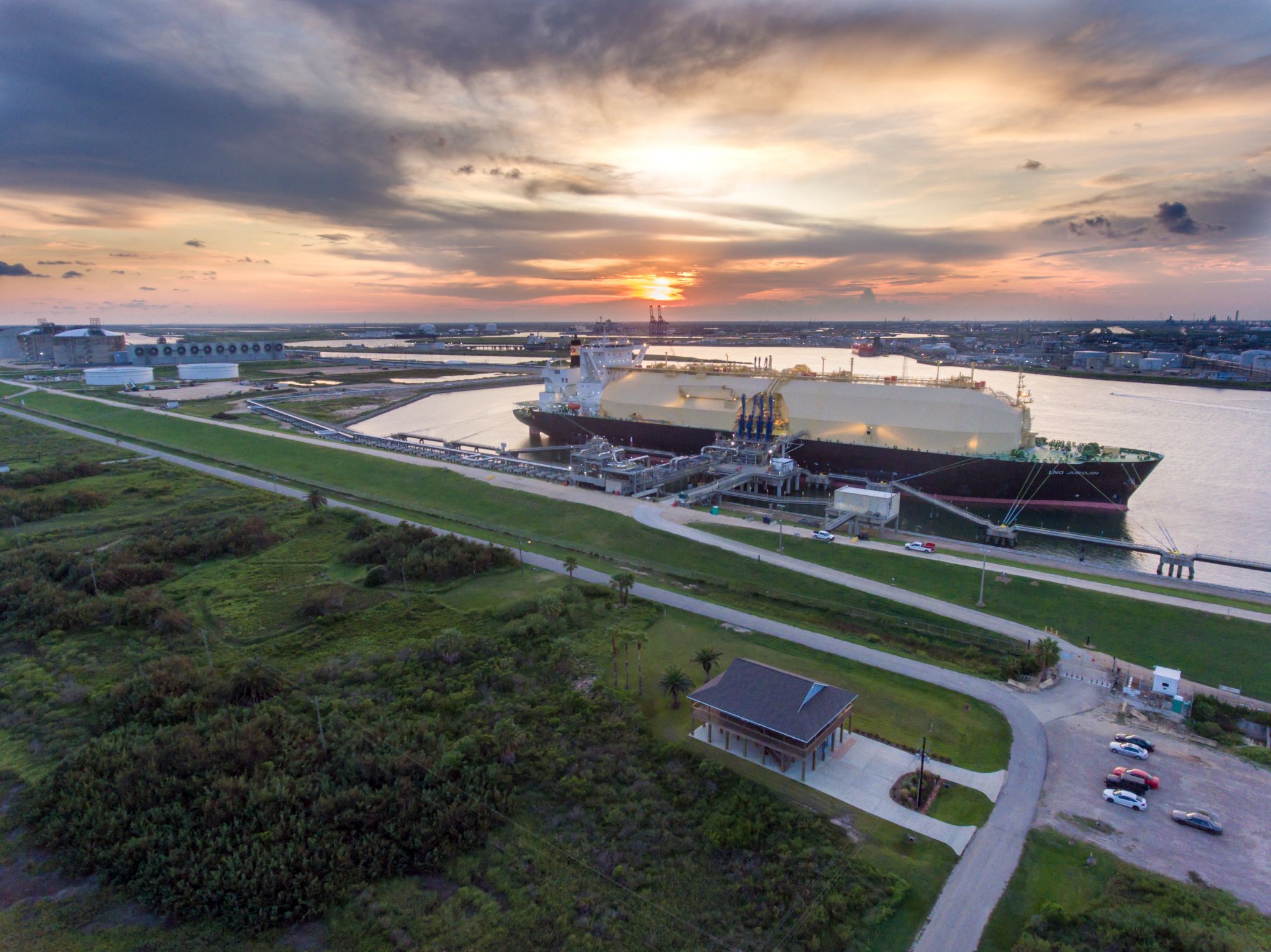 Slideshow: Five LNG export terminals now operating in United States