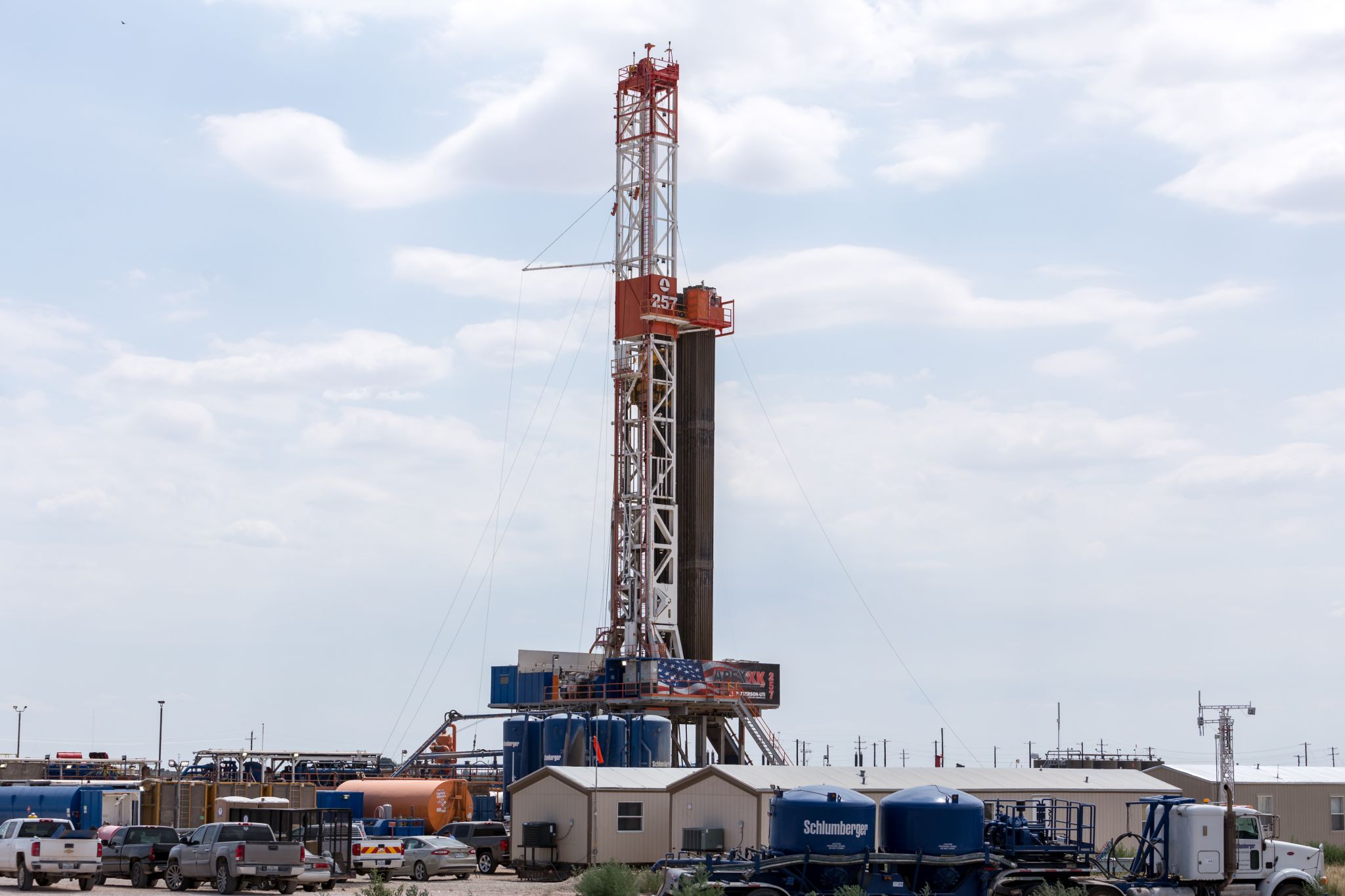Texas rig count is lowest in more than 2 years