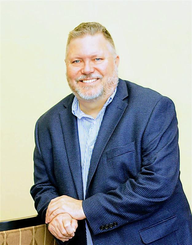 Waveny CEO visits New Canaan Men’s Club