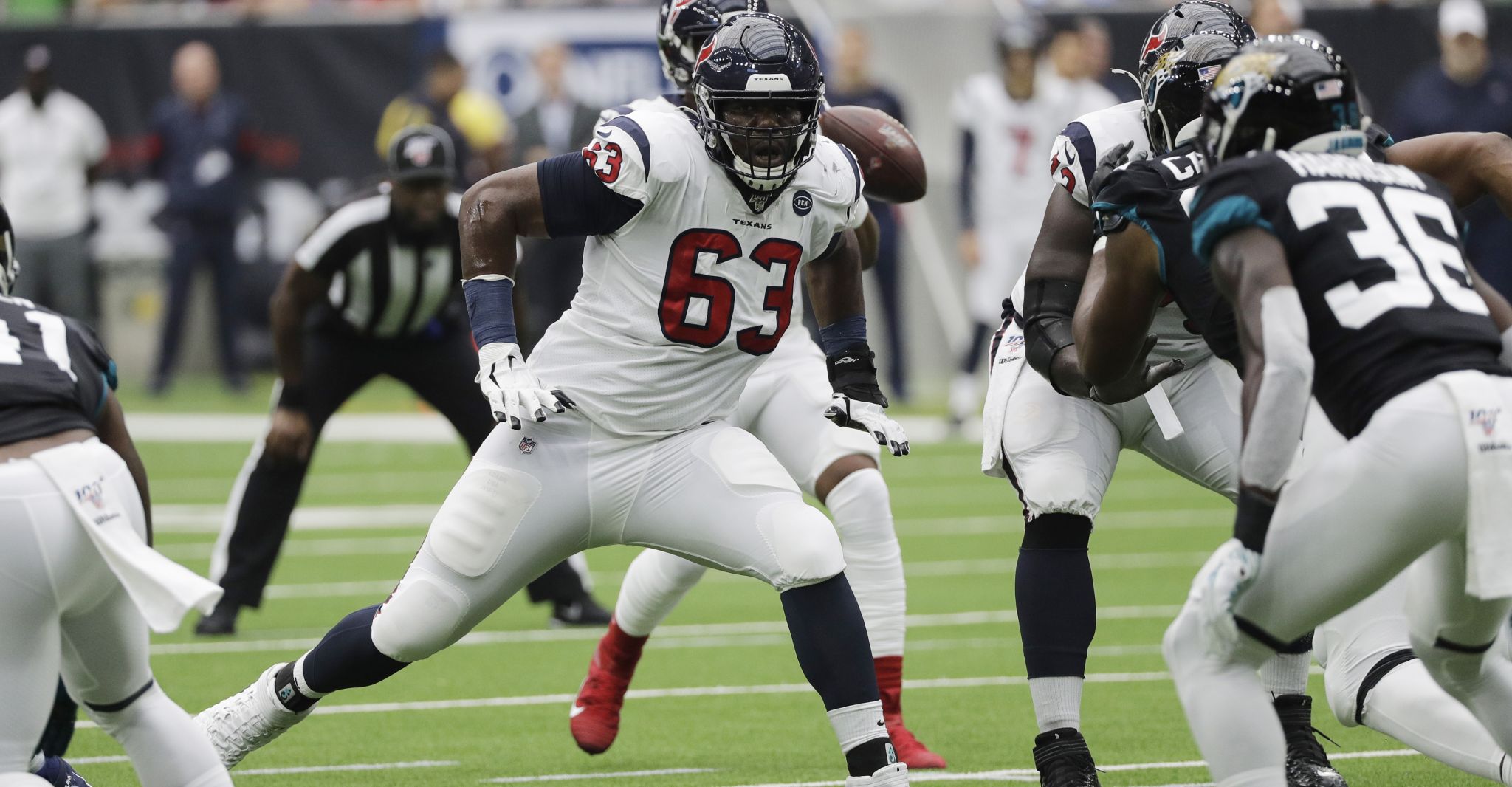 Source: Texans re-sign tackle Roderick Johnson to $1.75M contract