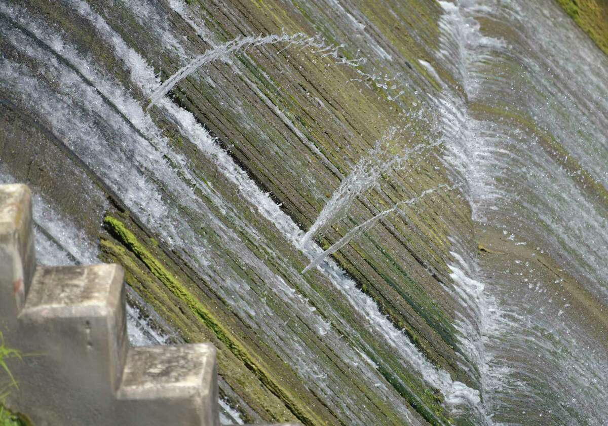 No ‘Big Drain’ yet for the Guadalupe River lakes