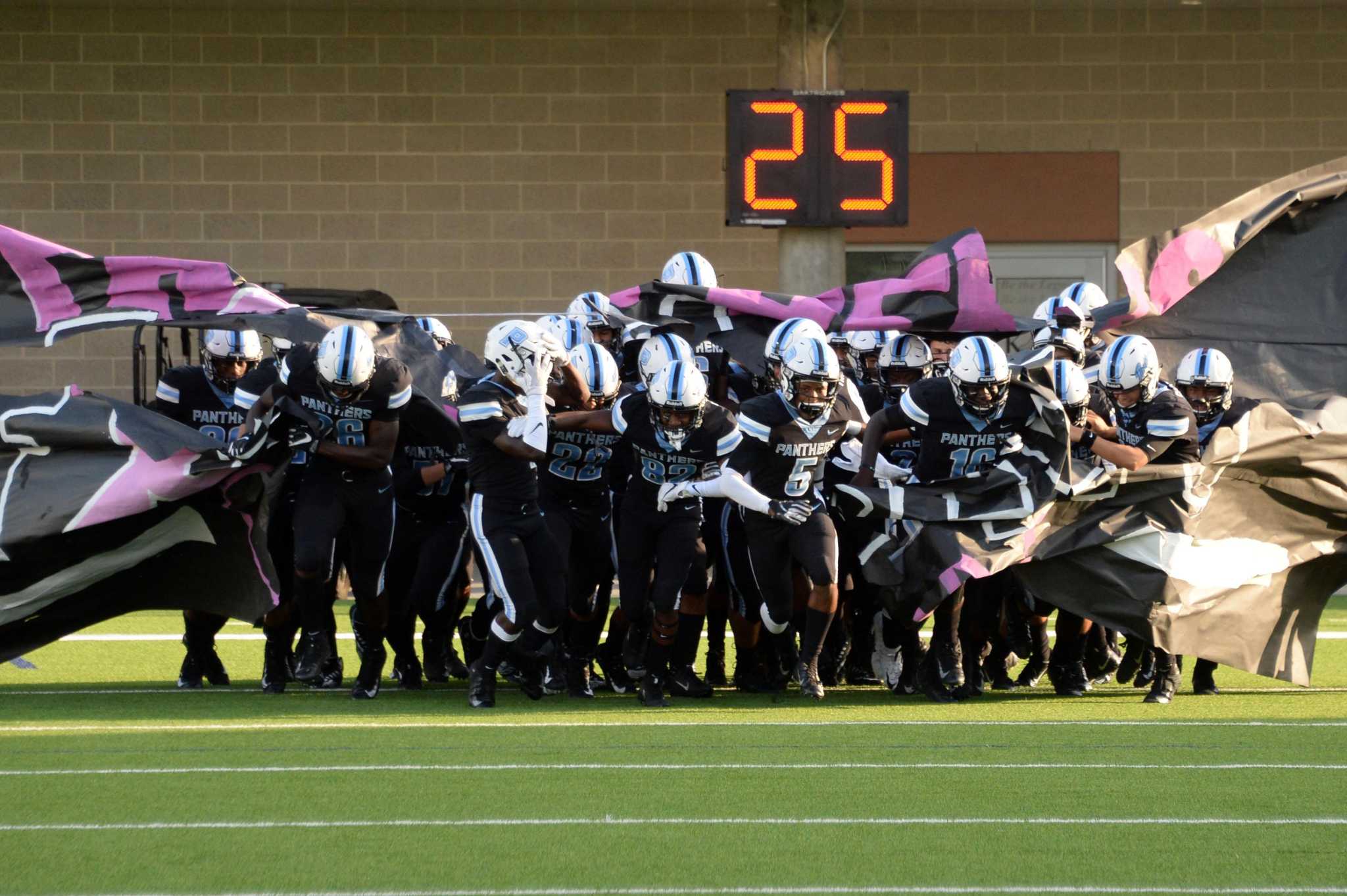 Paetow football showing early improvement entering District 10-5A ...
